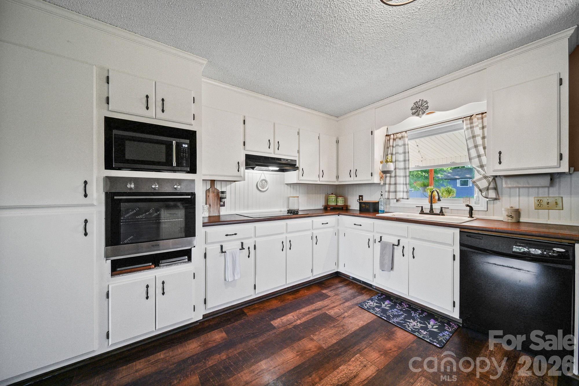 5949 Old Thompson Road, Norwood, NC - photo 12 of 33