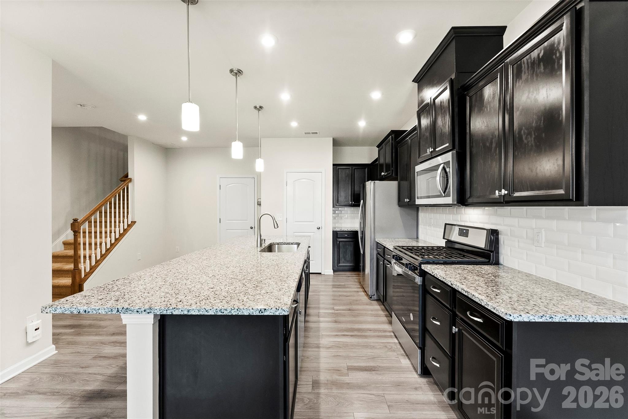 Photo 10 of 11010 Chalkbark Lane, Charlotte, NC