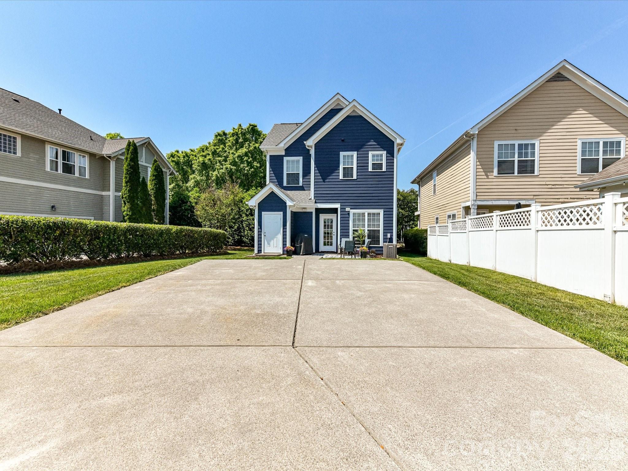 15224 Waterfront Drive, Huntersville, NC - photo 25 of 30