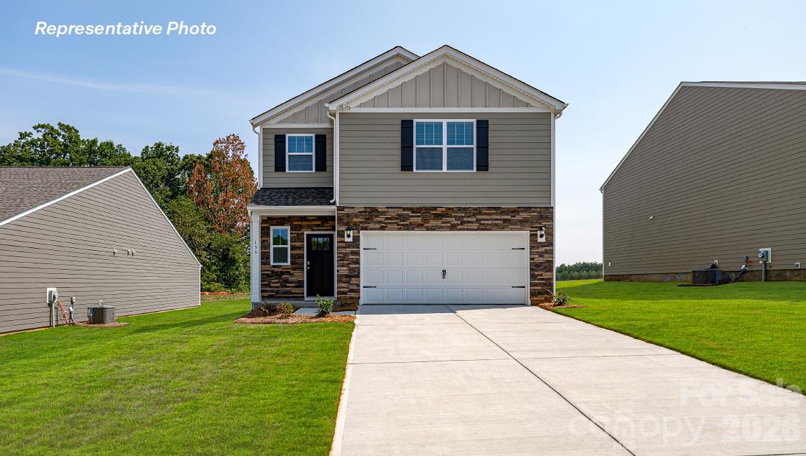 662 13th Avenue Drive NE, Hickory, NC