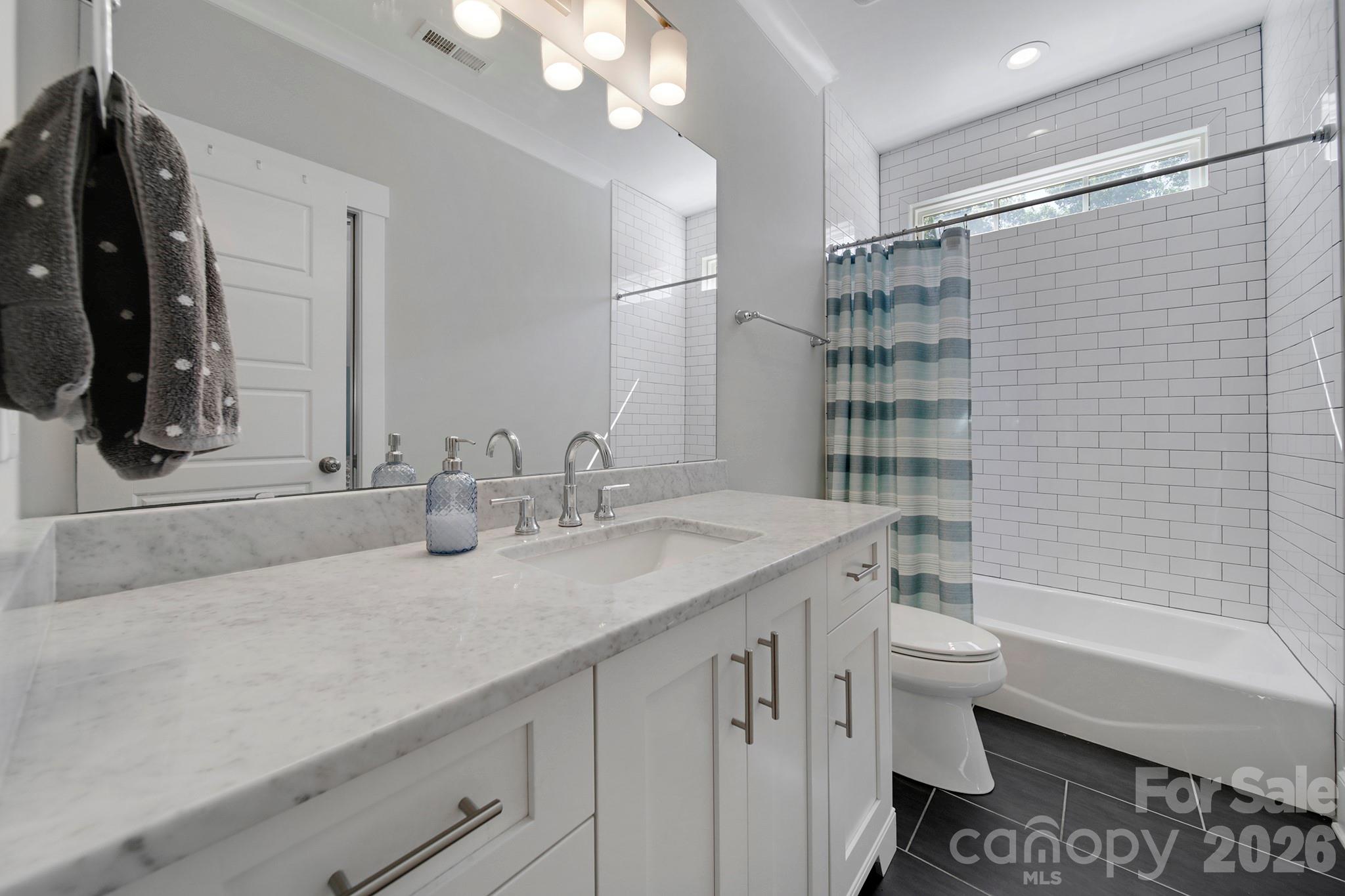 3015 Commonwealth Avenue, Charlotte, NC - photo 25 of 34