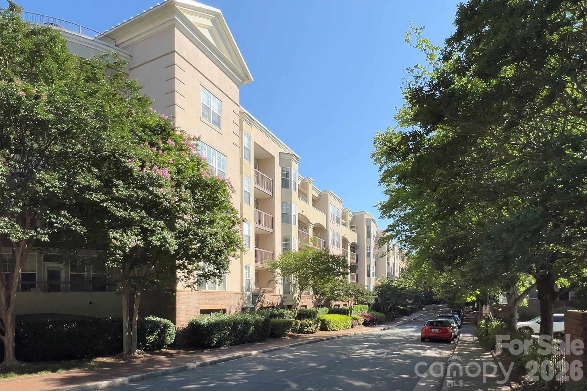 Photo 35 of 405 W 7th Street303, Charlotte, NC