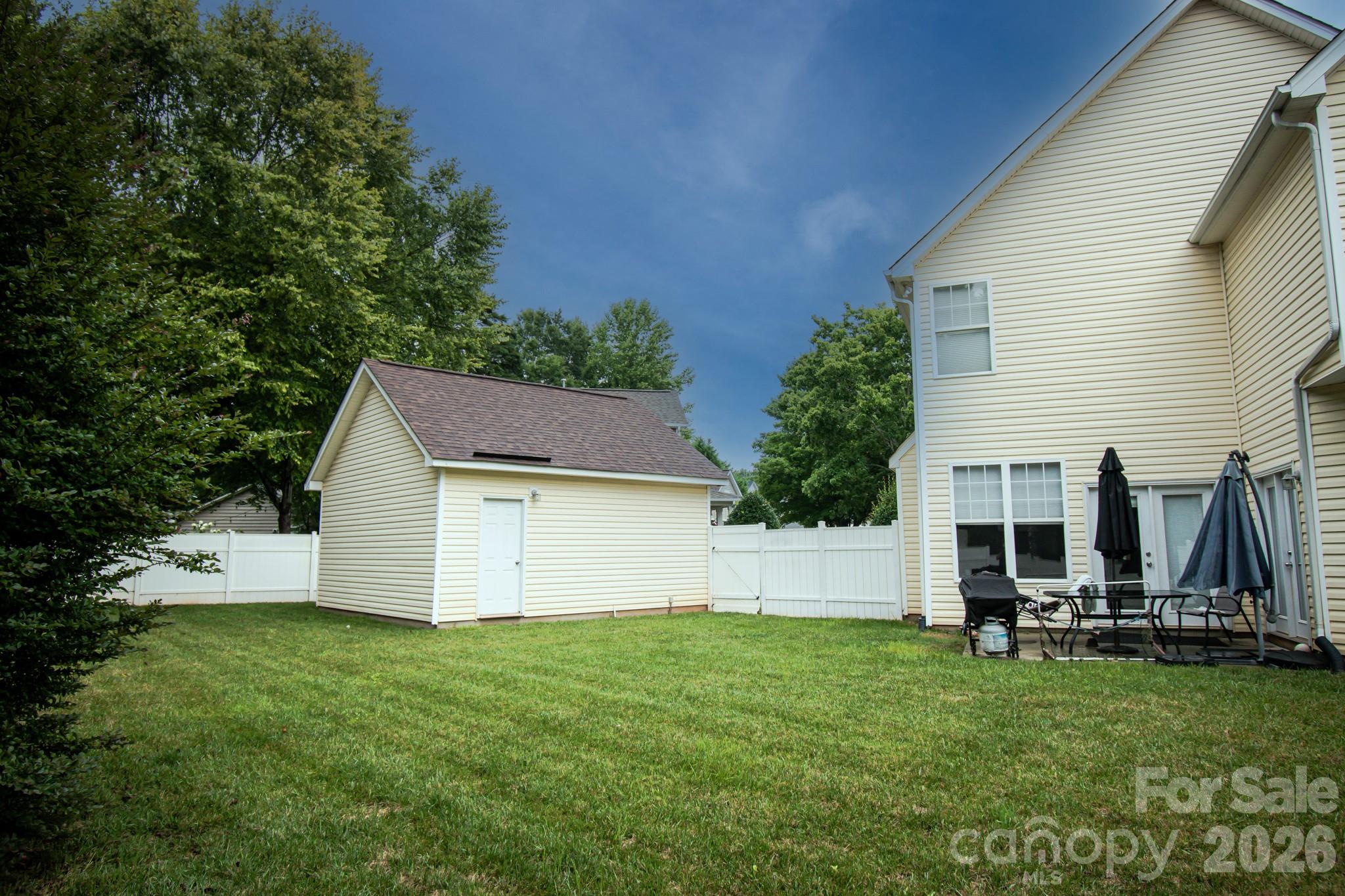 9904 Adelie Court, Cornelius, NC - photo 4 of 33