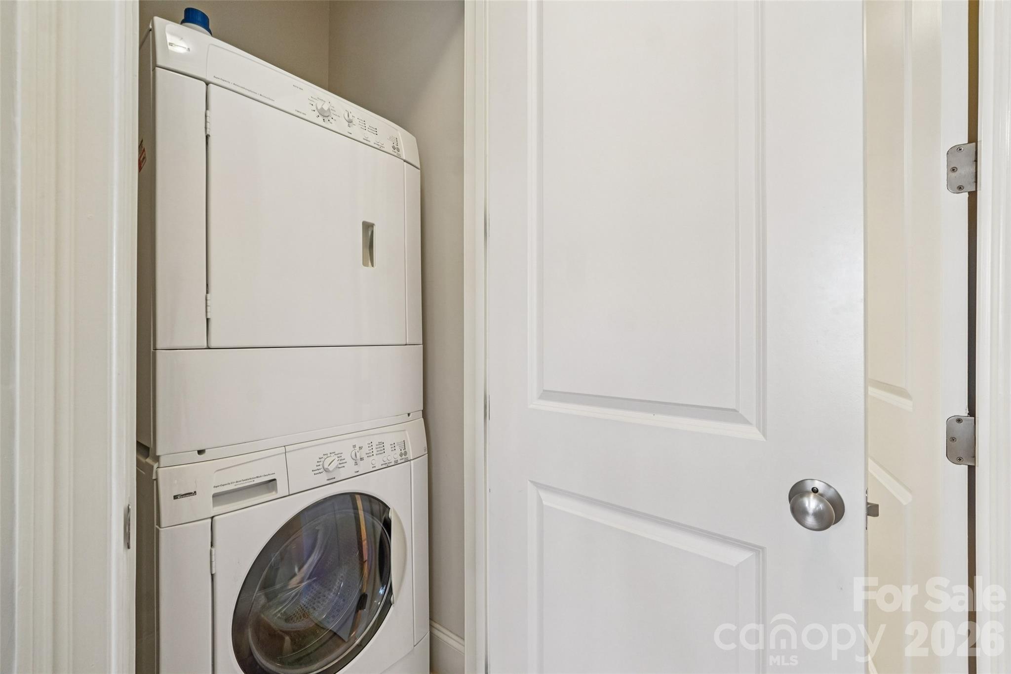 Photo 17 of 2952 Selwyn Avenue203, Charlotte, NC