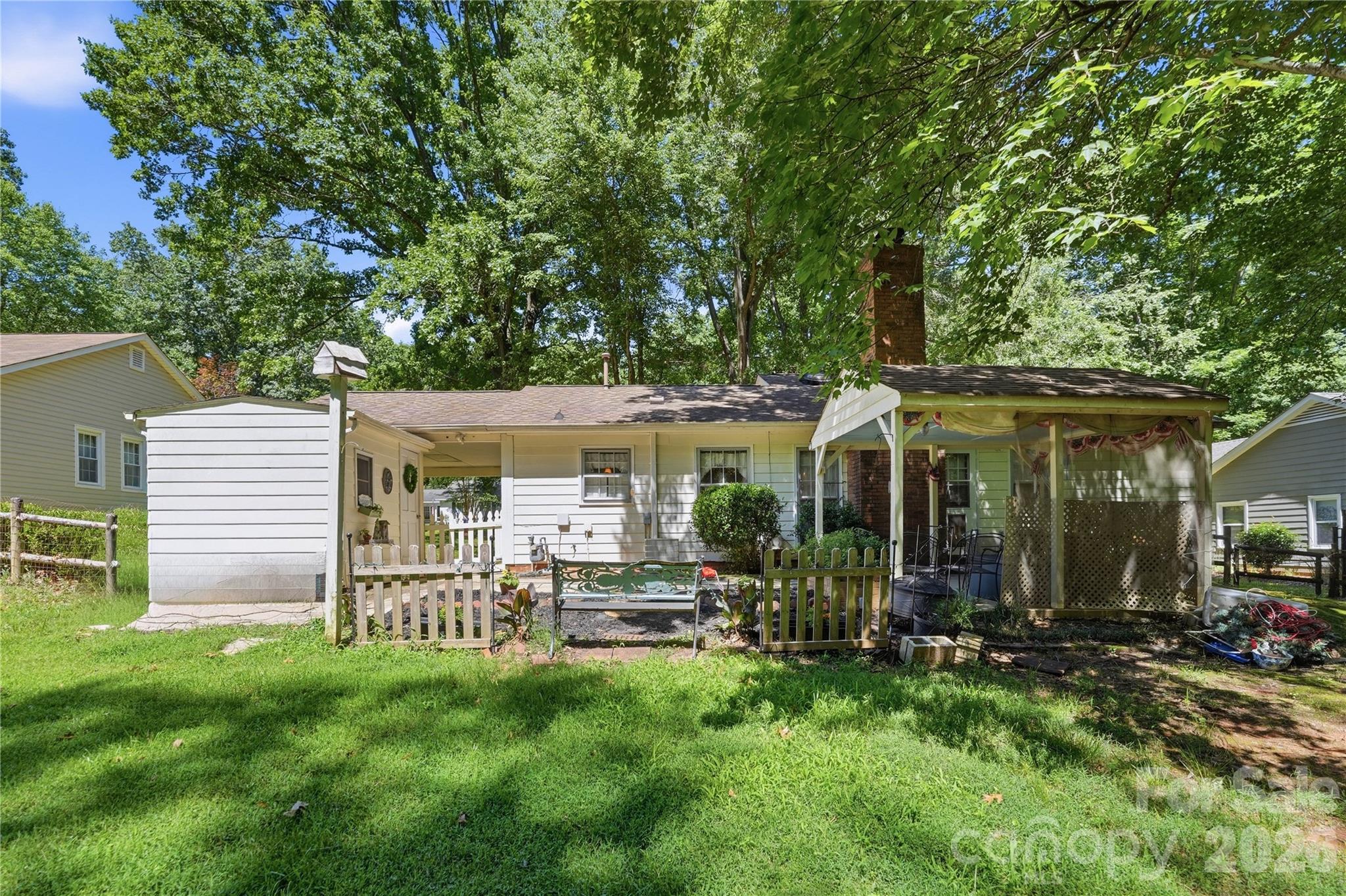 Photo 29 of 7626 Winterset Drive, Charlotte, NC