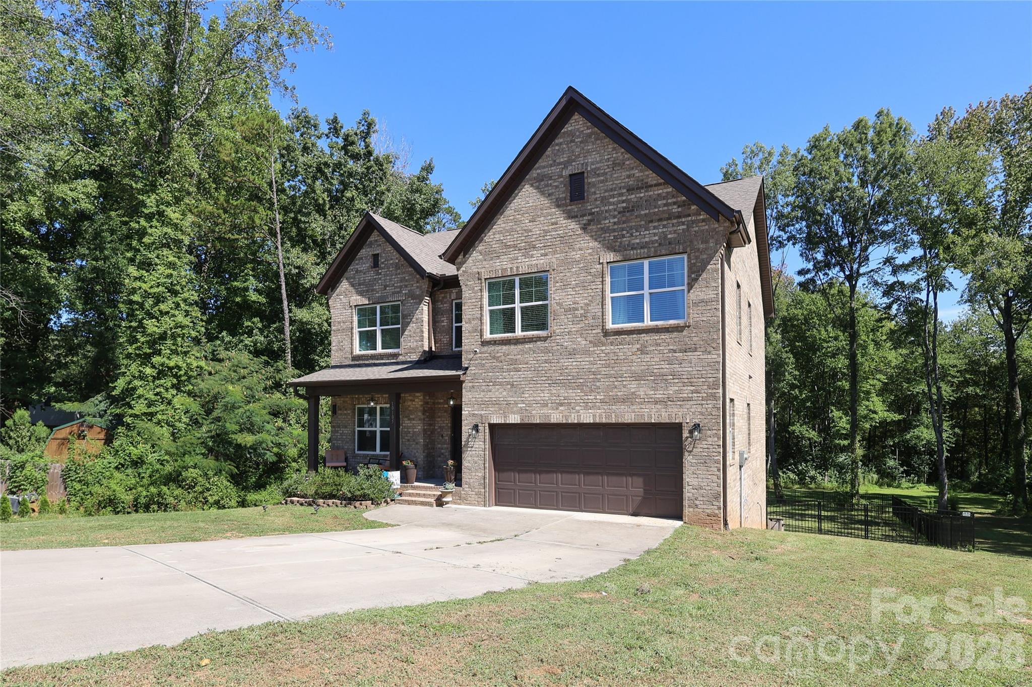 Photo 2 of 10105 Greenwood Court, Charlotte, NC