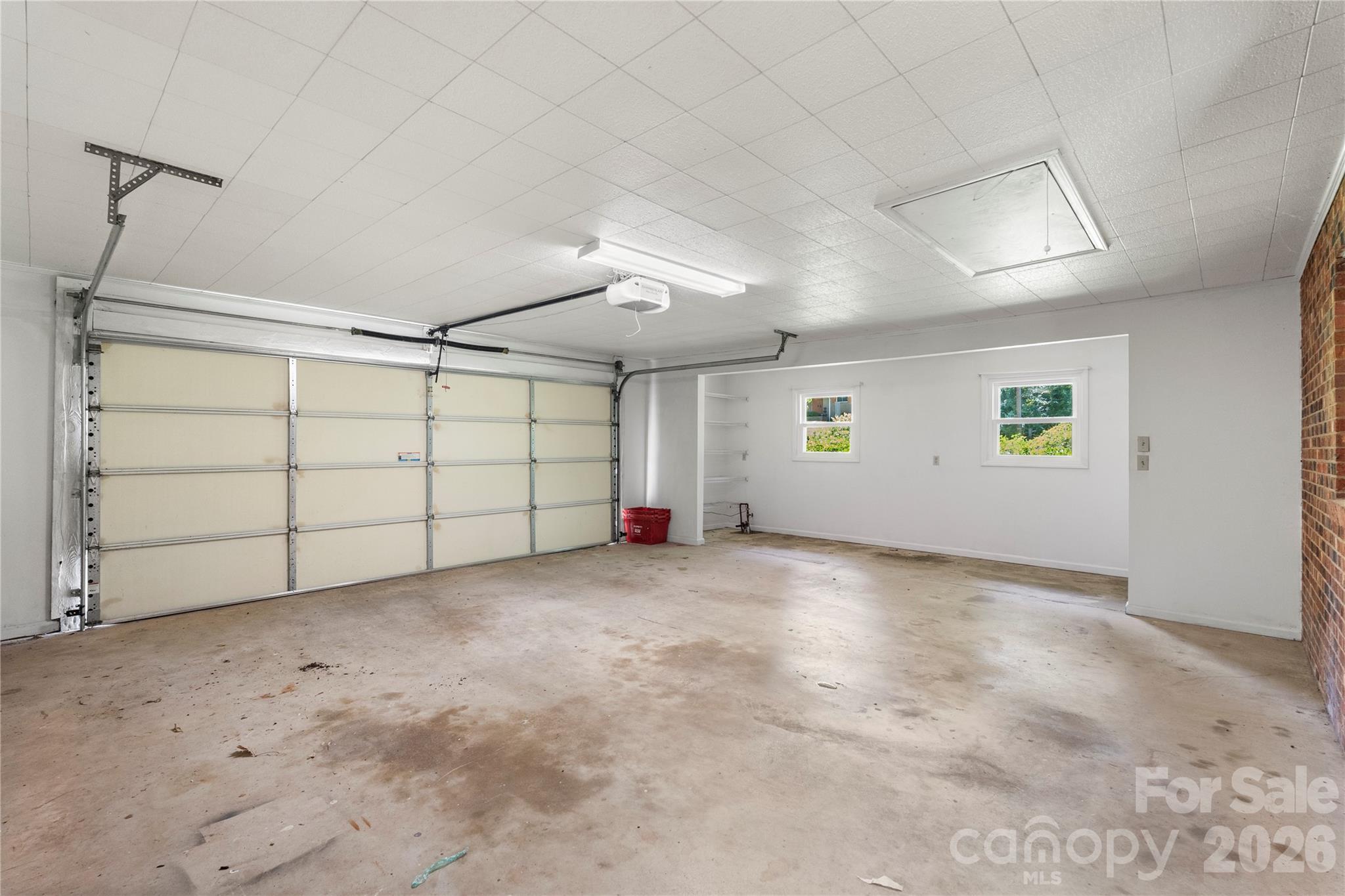 Home for sale at 221 Kingsway Circle, Charlotte, NC — photo 40 of 48