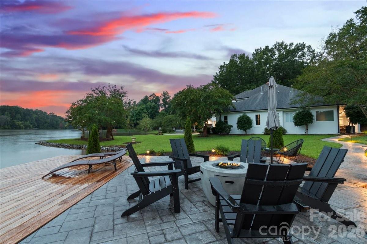 Photo 3 of 1337 Whispering Oaks Circle, Matthews, NC