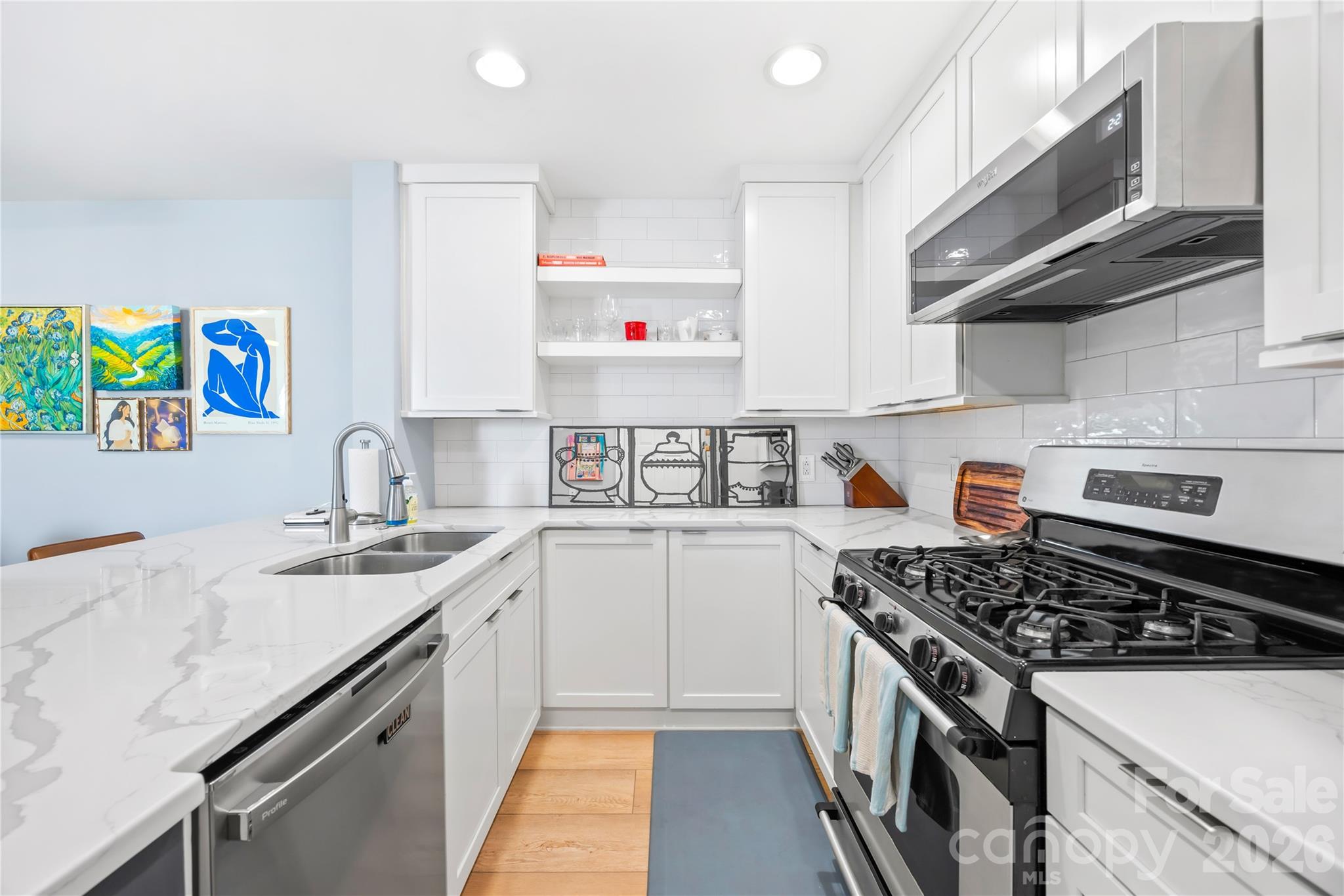 Photo 5 of 718 W Trade Street603, Charlotte, NC