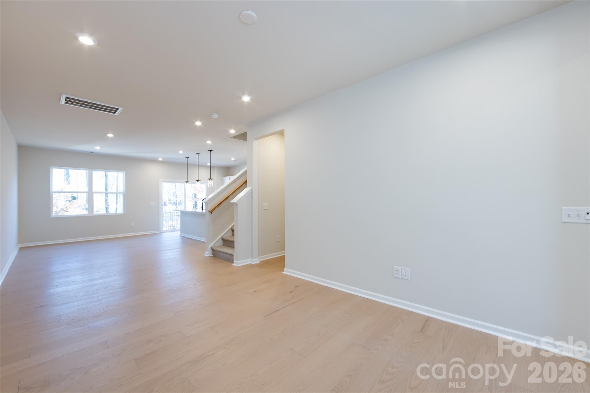 Photo 6 of 6005 Longar Lane, Charlotte, NC