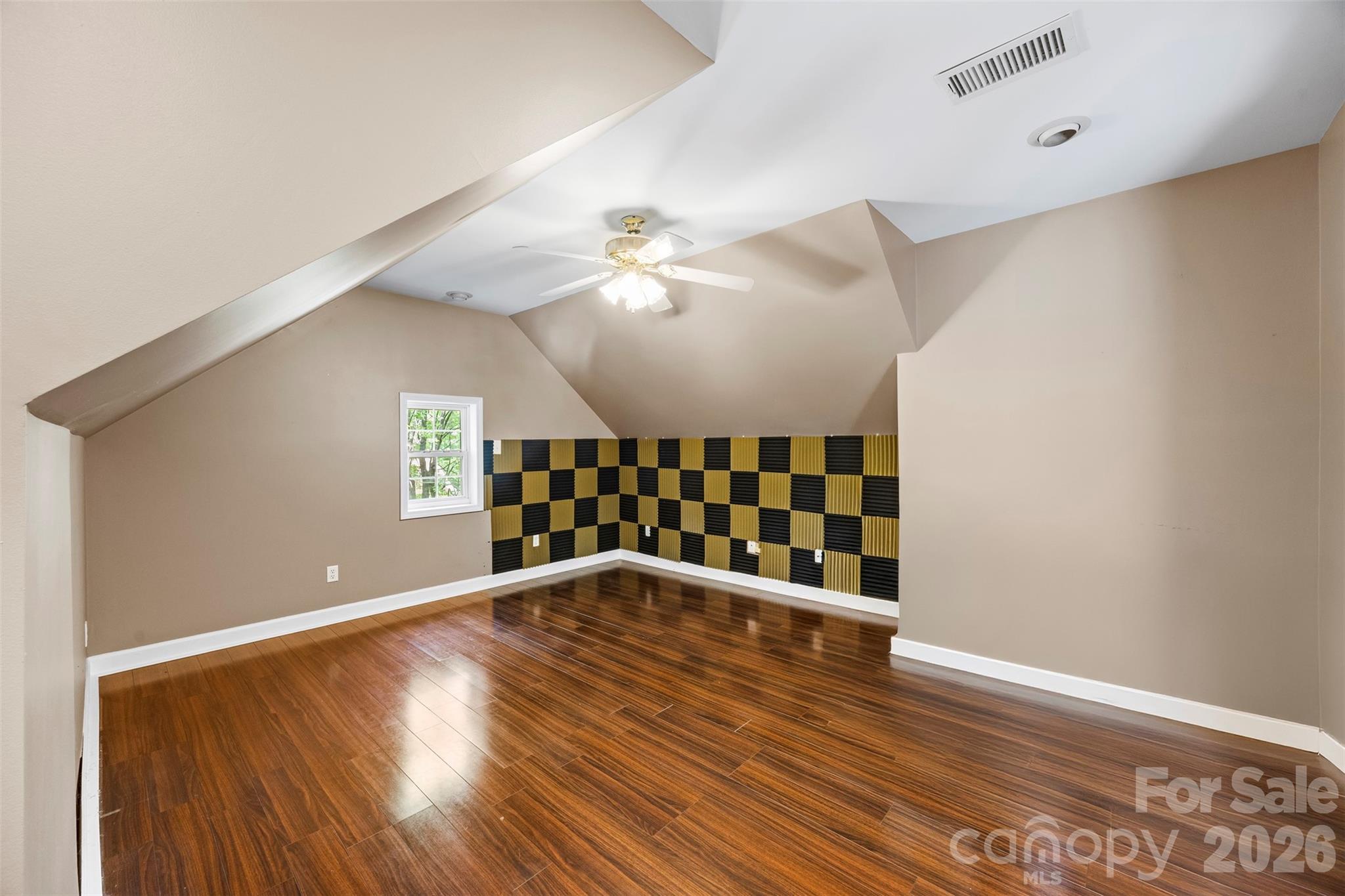 Photo 26 of 2832 Shady Reach Lane, Charlotte, NC