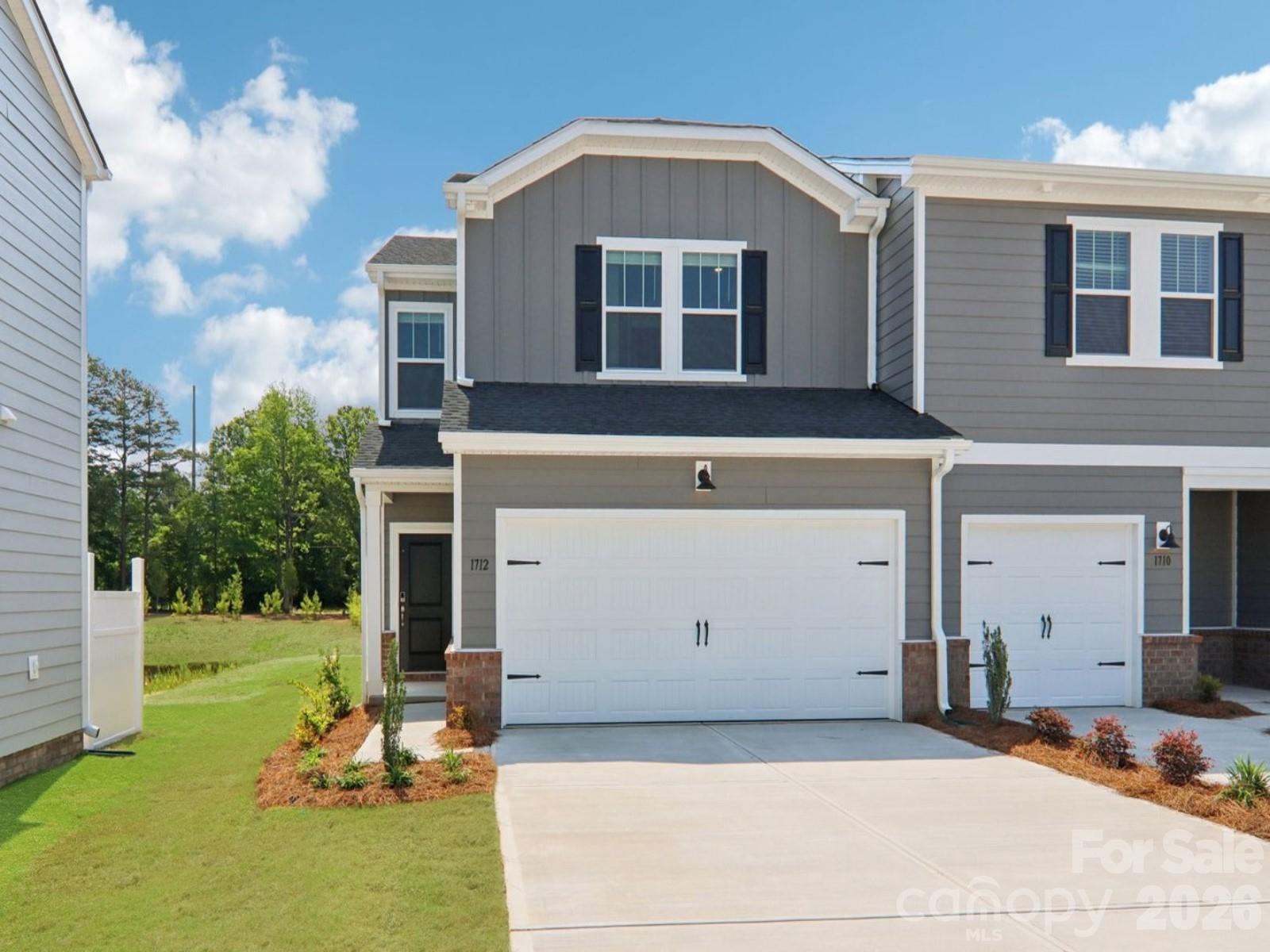 8216 Hidden Springs Trail, Charlotte, NC