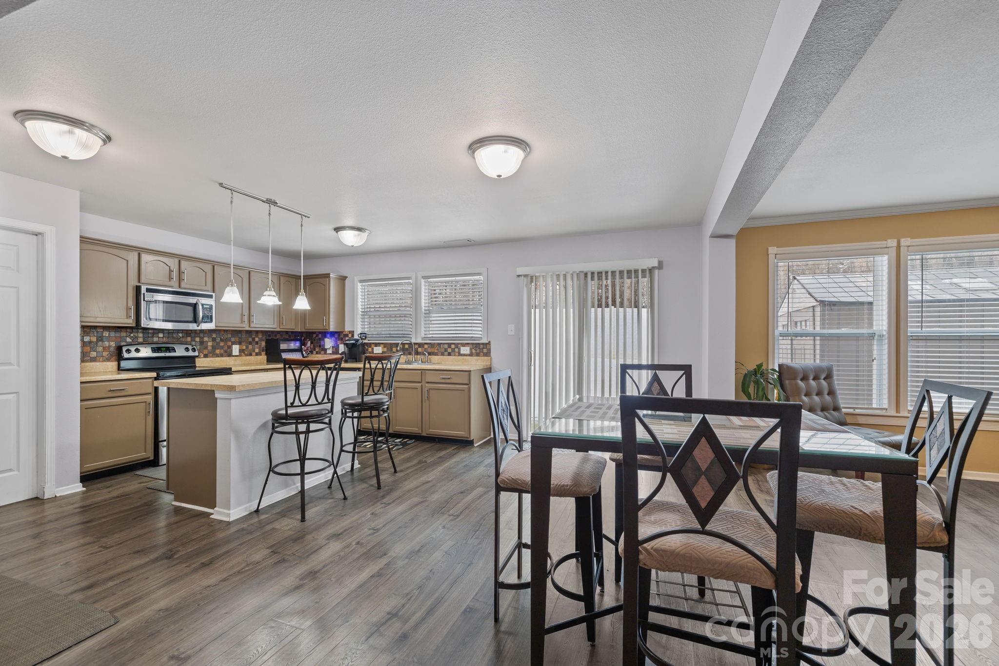 Photo 11 of 6127 Blue Ash Lane, Charlotte, NC