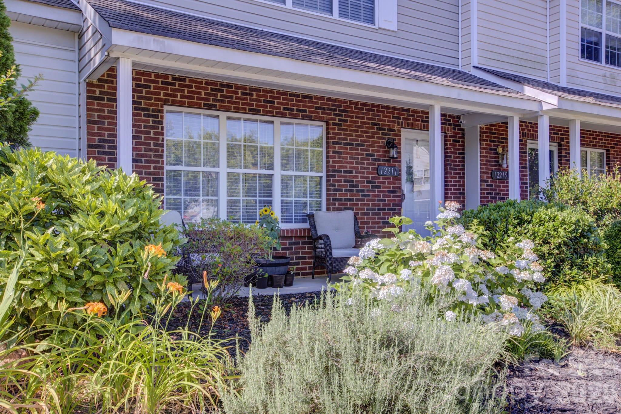 Photo 3 of 12211 Hood Bend Court, Charlotte, NC