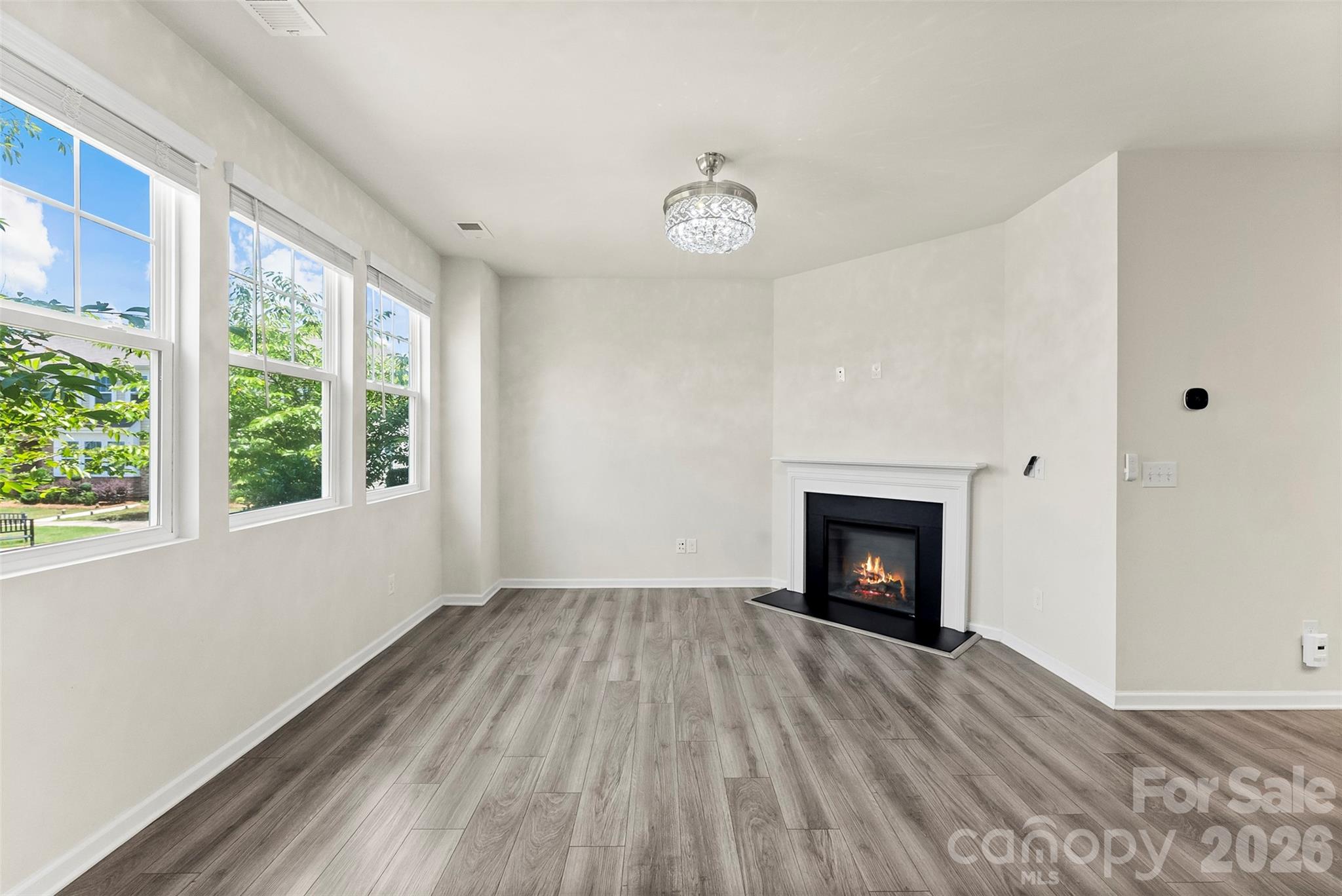 Photo 4 of 11010 Chalkbark Lane, Charlotte, NC
