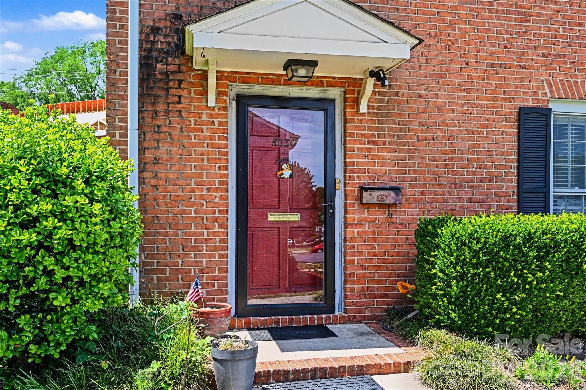 Photo 4 of 8030 Regent Park Lane, Charlotte, NC