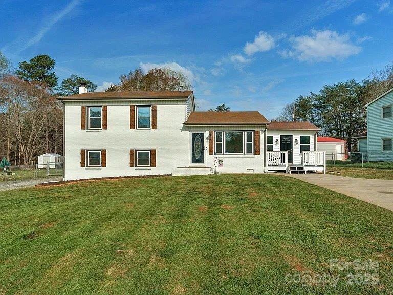 102 Wingate Drive, Stanley, NC