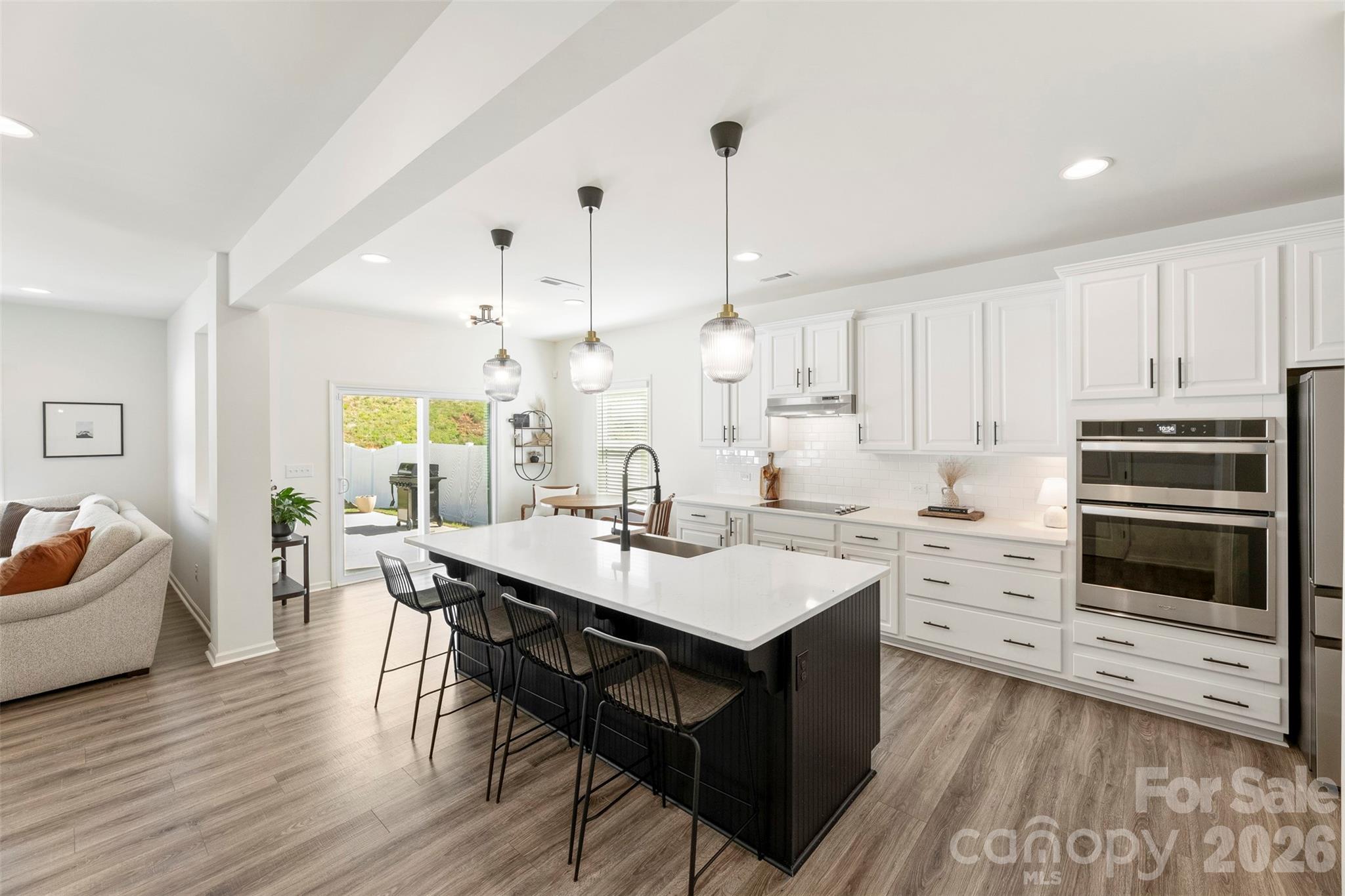 Photo 4 of 3152 Pinehills Way, Mount Holly, NC