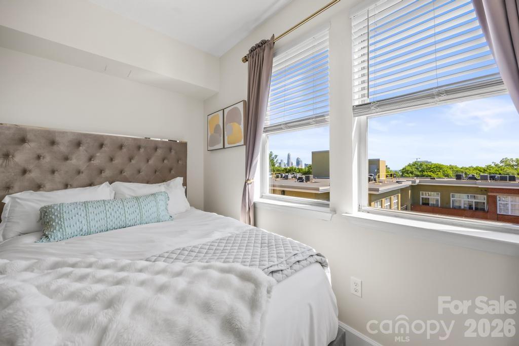 Photo 14 of 1315 East Boulevard719, Charlotte, NC