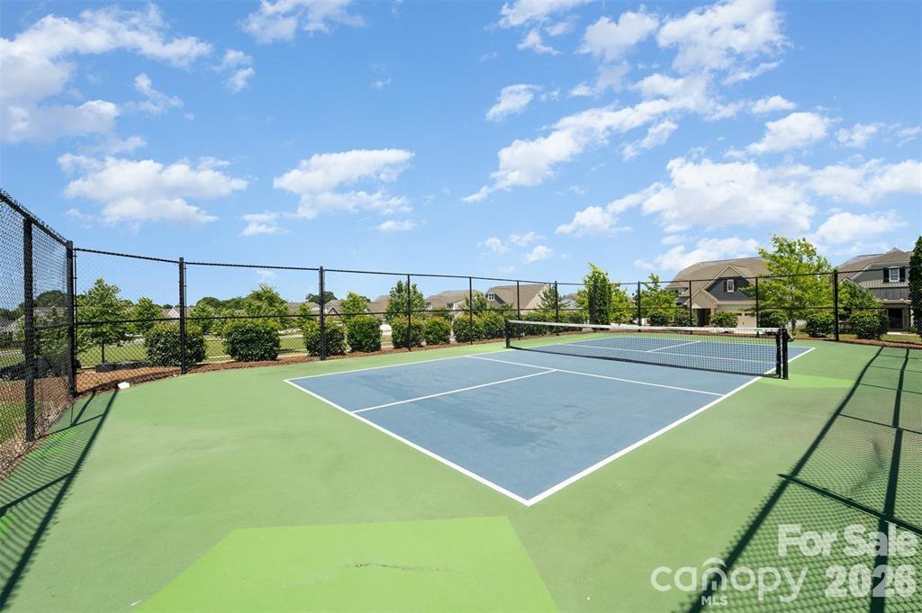 Photo 37 of 12807 Canterbury Castle Drive, Charlotte, NC