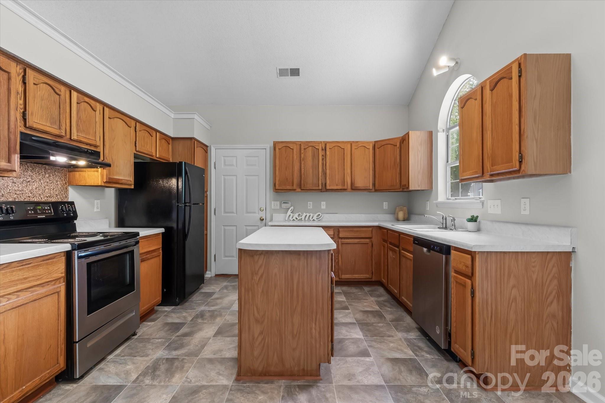 Photo 13 of 11823 Harris Ridge Drive, Charlotte, NC