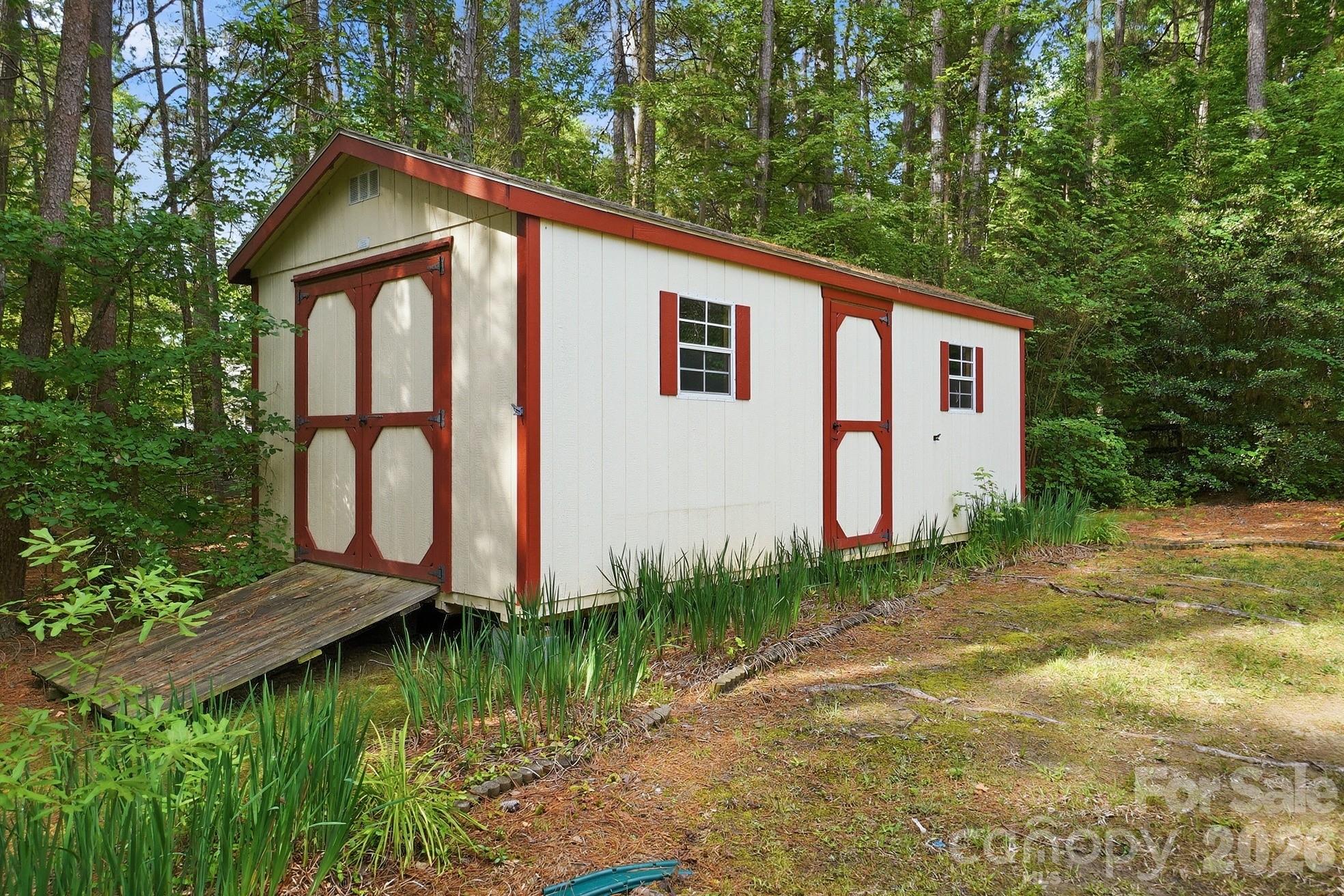 Photo 37 of 2940 Shady Reach Lane, Charlotte, NC
