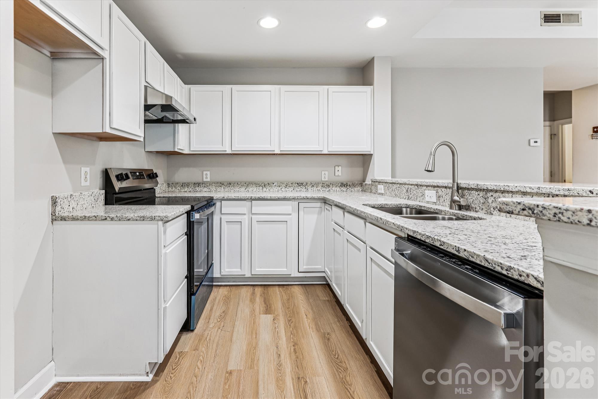 Photo 21 of 718 W Trade Street302, Charlotte, NC