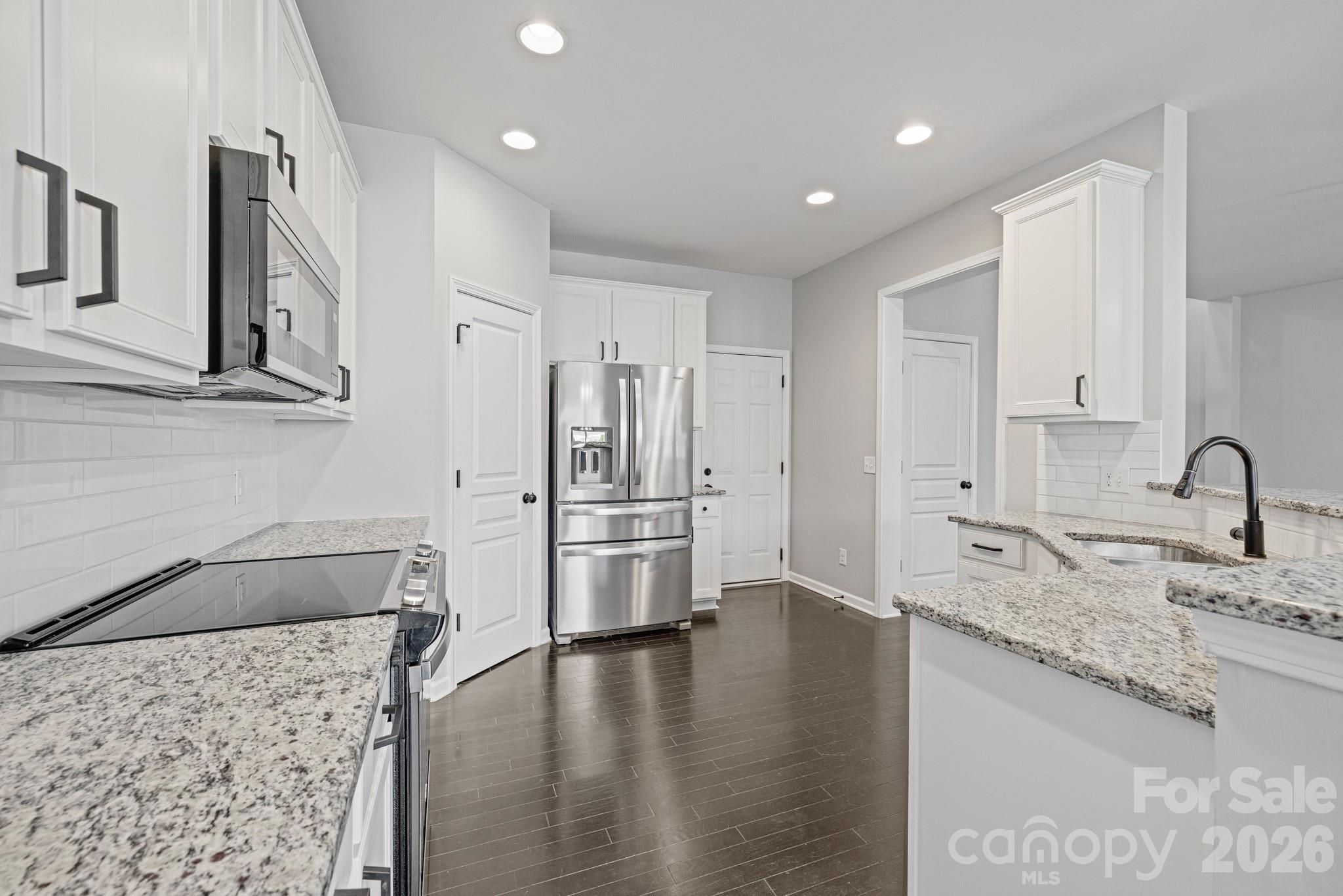 4364 Park South Station Boulevard, Charlotte, NC - photo 10 of 30