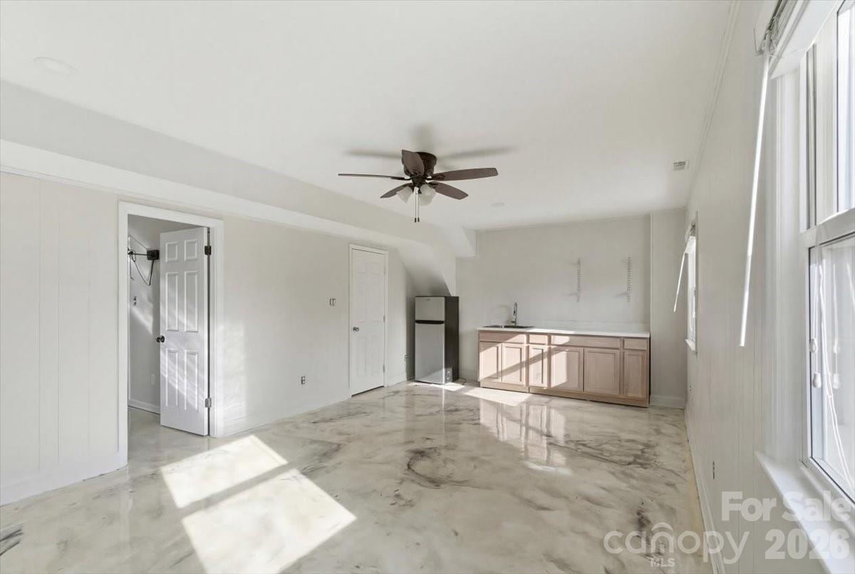 Photo 11 of 5810 Red Carriage Lane, Charlotte, NC