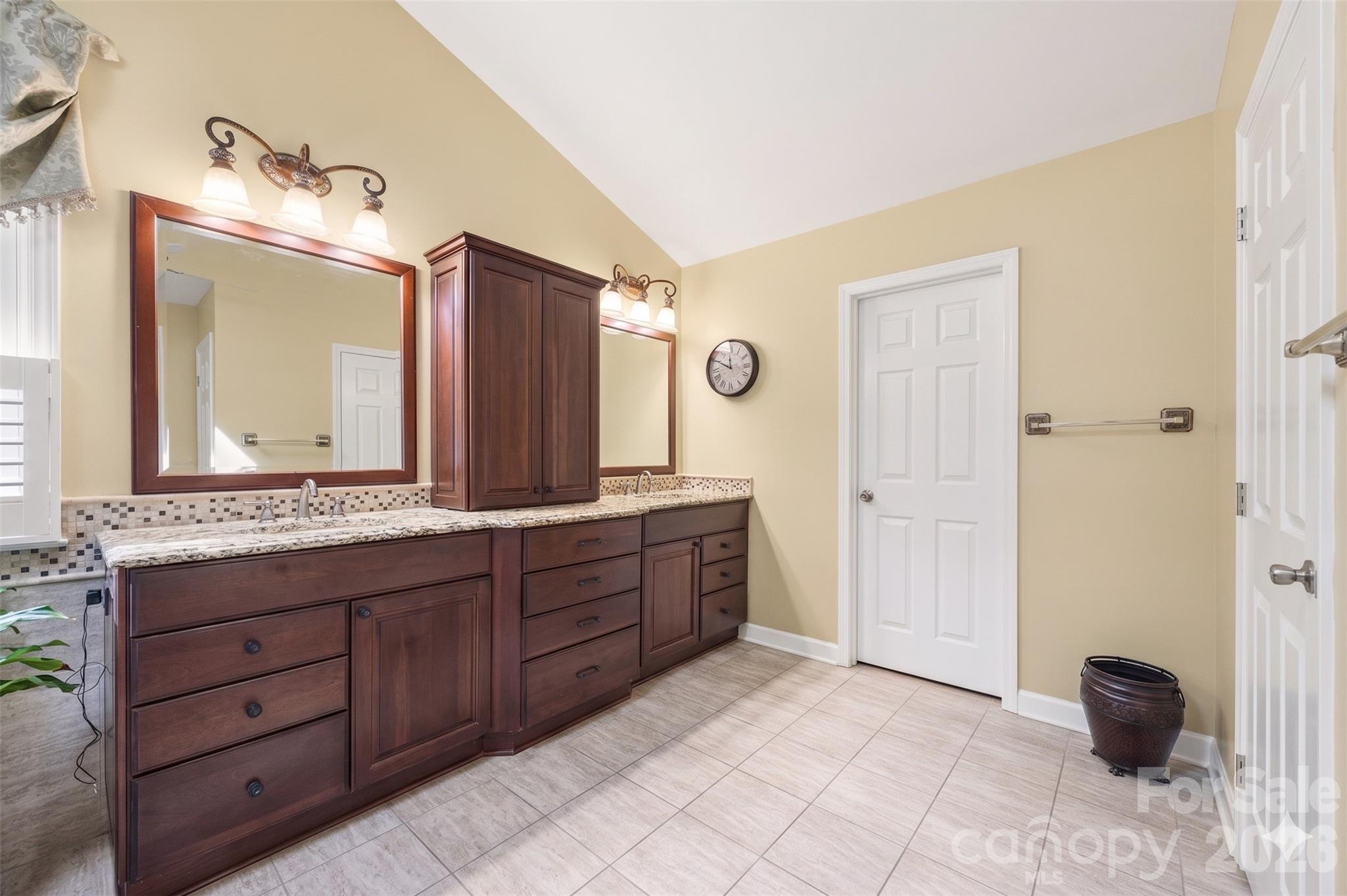 14002 Harlequin Drive, Charlotte, NC - photo 23 of 47