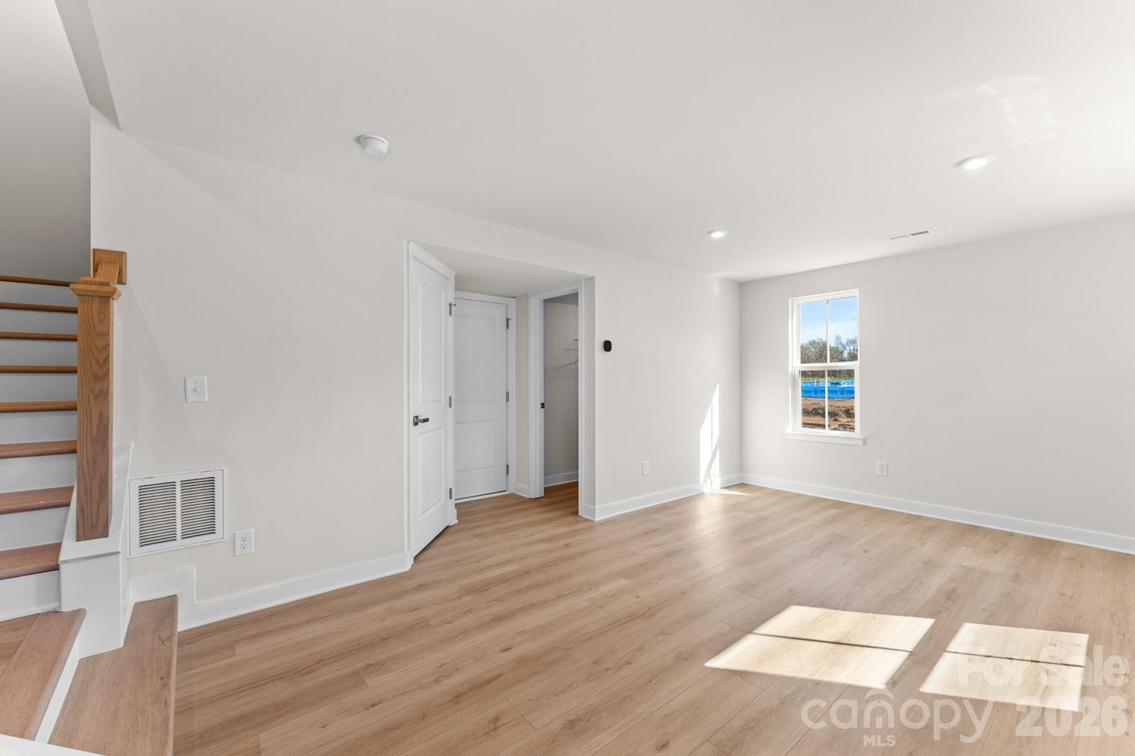 Photo 5 of 6012 Blue Ridge Oak Road, Charlotte, NC