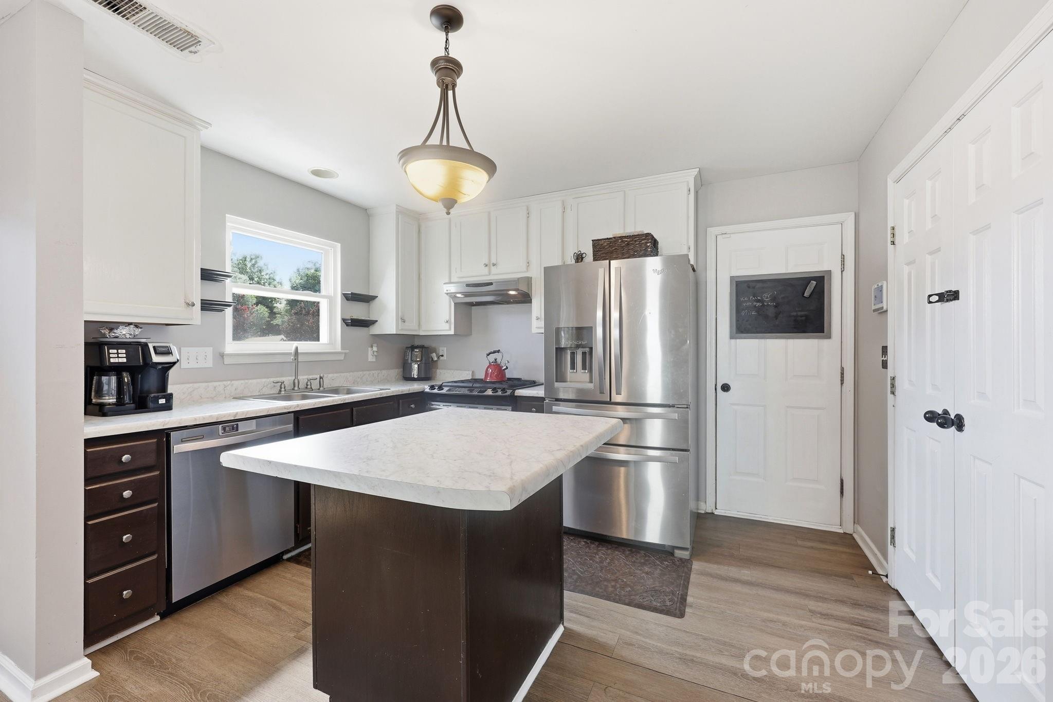 Photo 4 of 10109 Baxter Caldwell Drive, Charlotte, NC