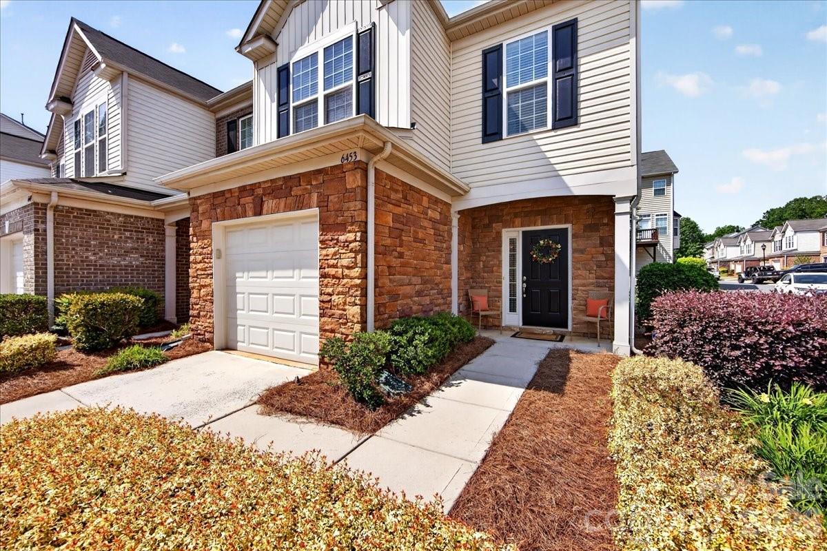 Photo 3 of 6453 Silver Star Lane, Charlotte, NC