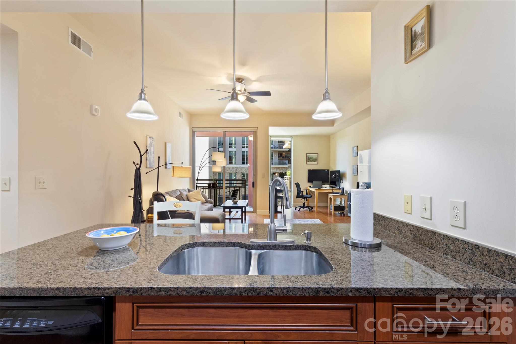 Photo 8 of 701 Royal Court603, Charlotte, NC