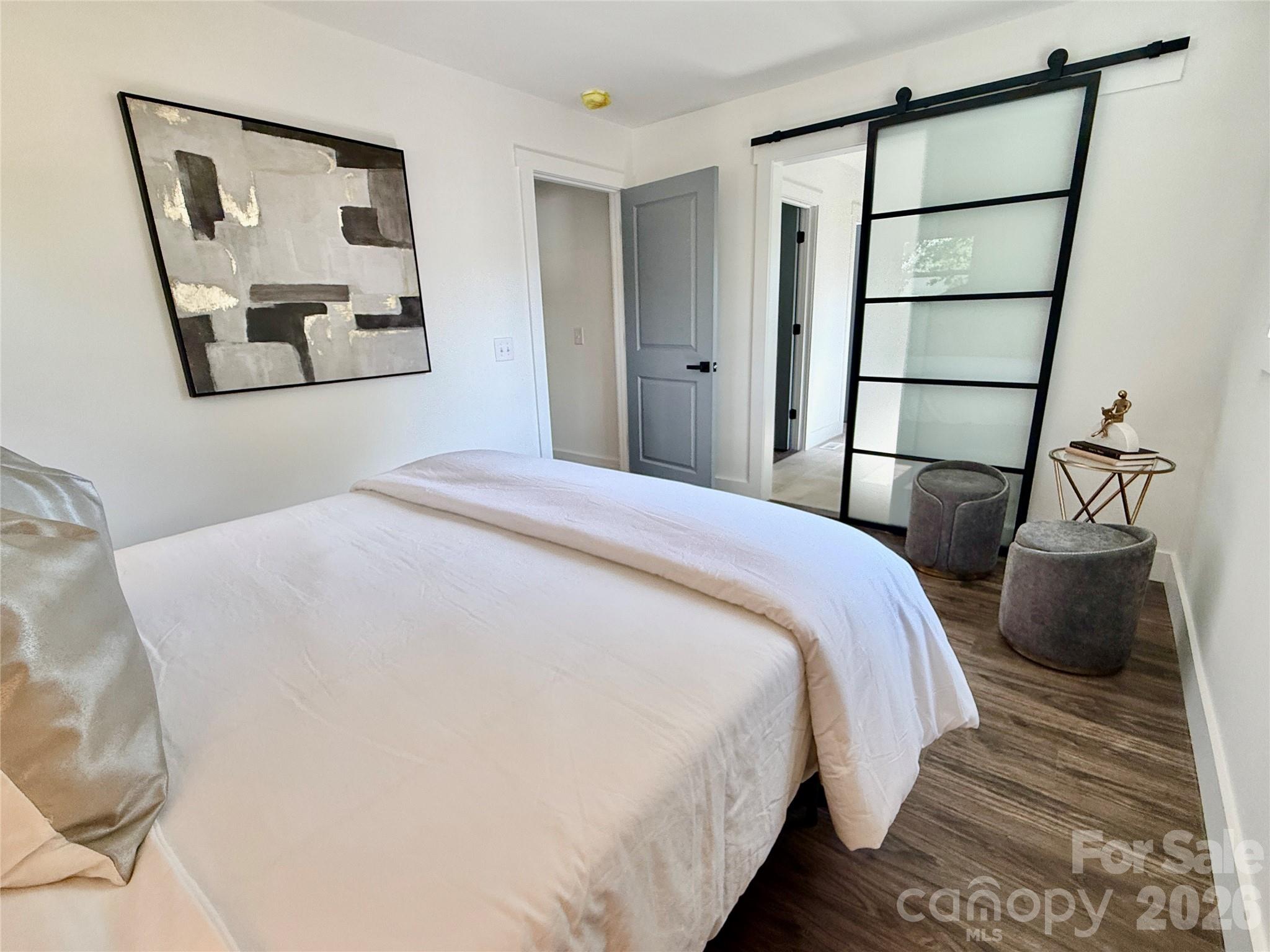 Photo 17 of 4330 Colebrook Road, Charlotte, NC
