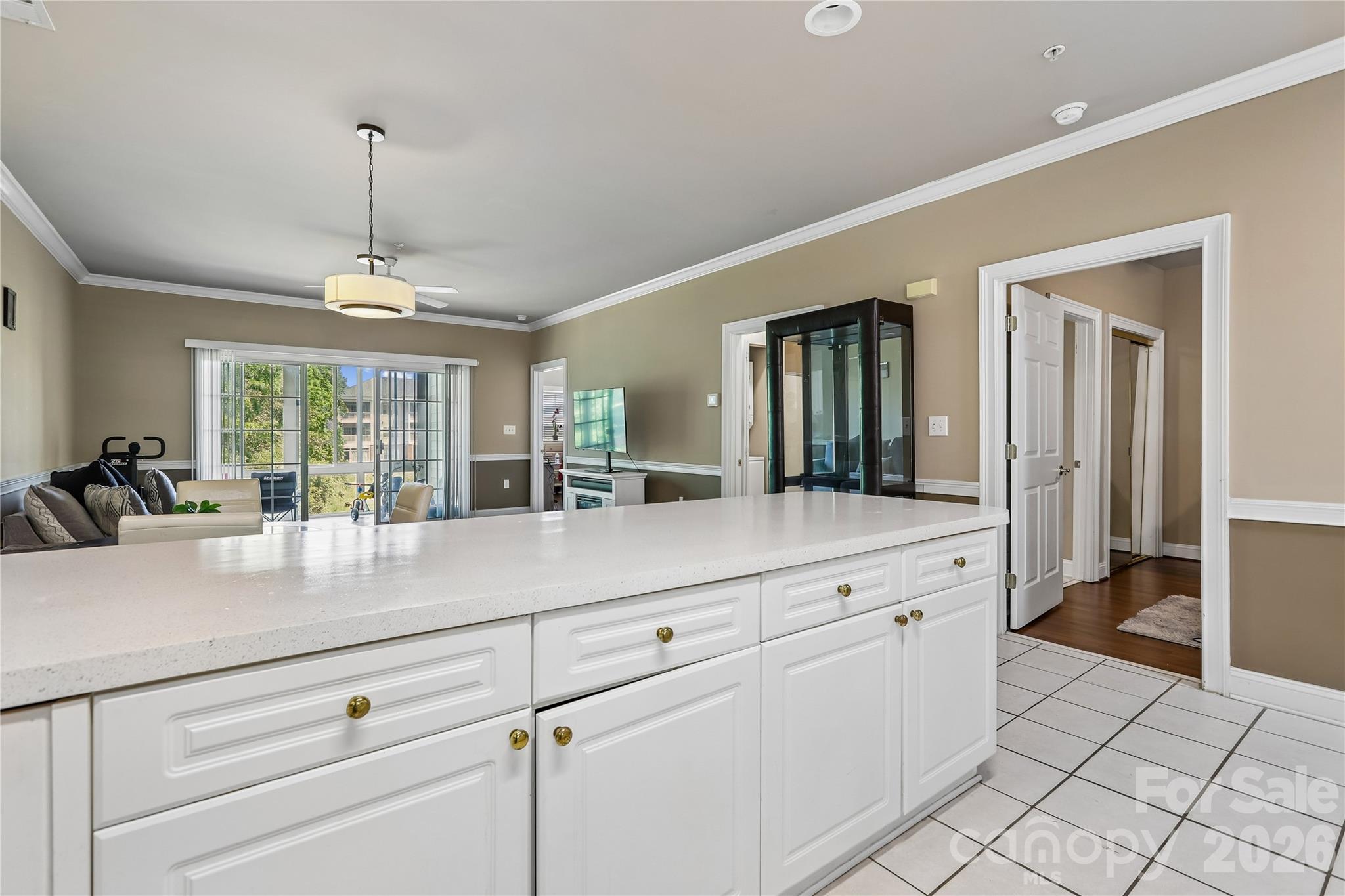 Photo 6 of 8923 Meadow Vista Road, Charlotte, NC
