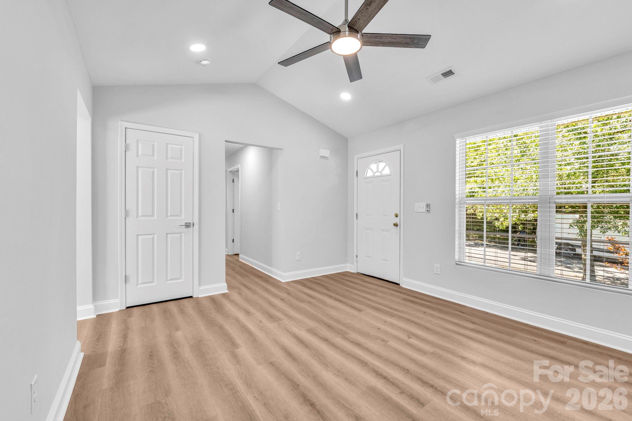 1426 Fontana Avenue, Charlotte, NC - photo 25 of 41