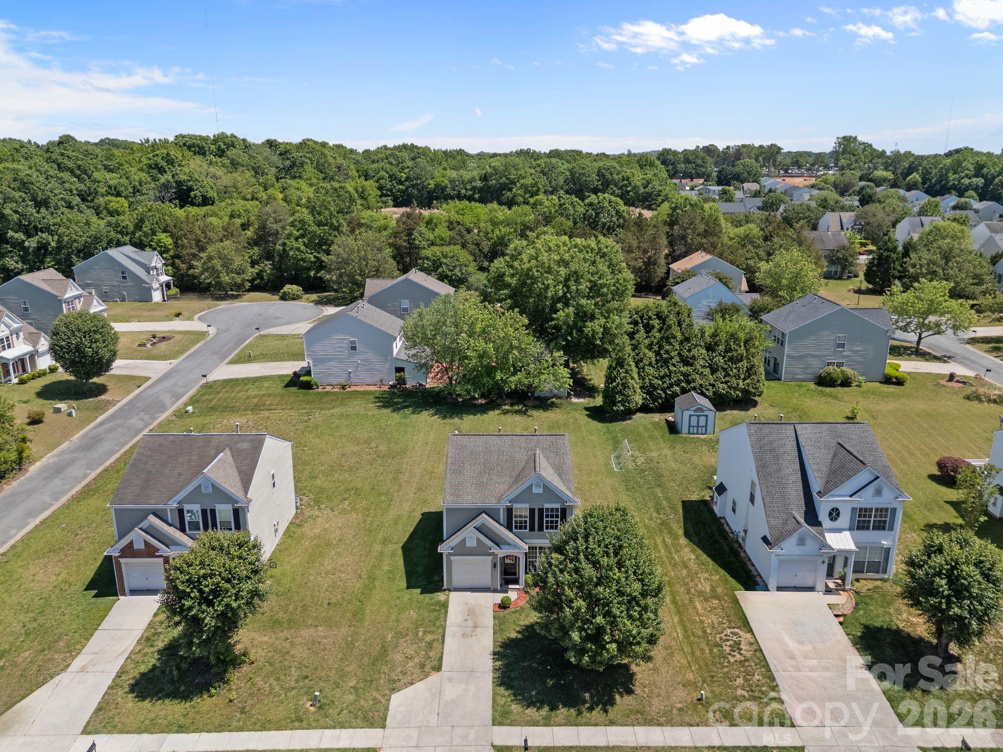 Photo 4 of 10410 Roundleaf Drive, Charlotte, NC