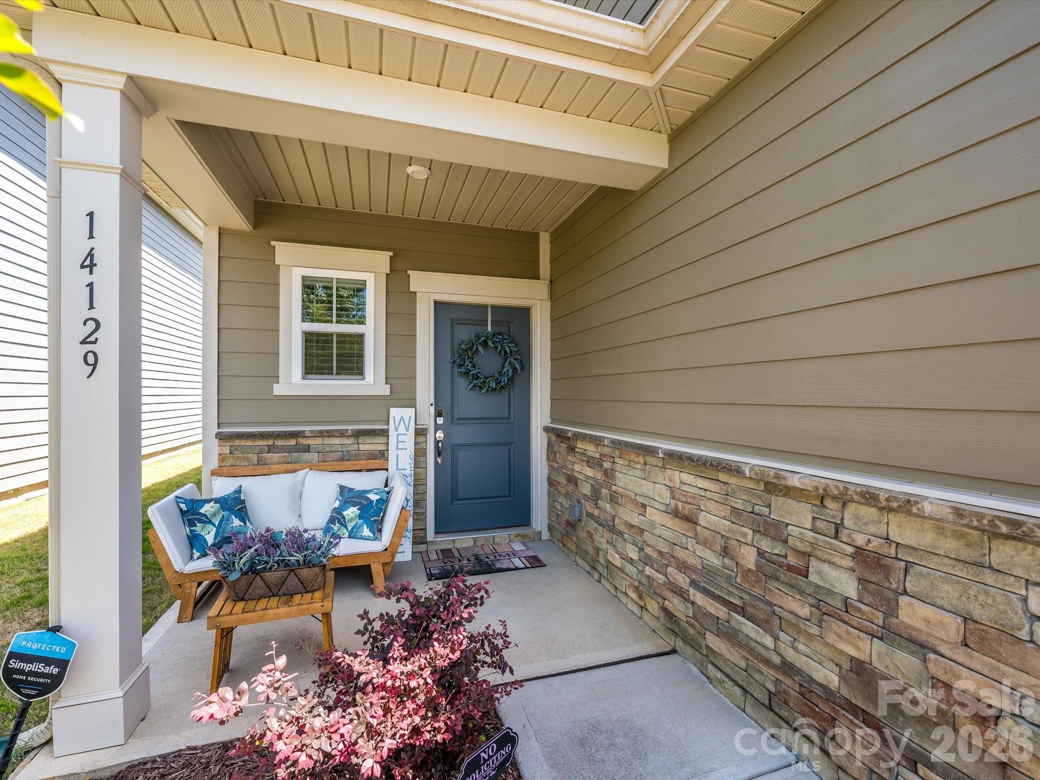 Photo 3 of 14129 Canemeadow Drive, Charlotte, NC