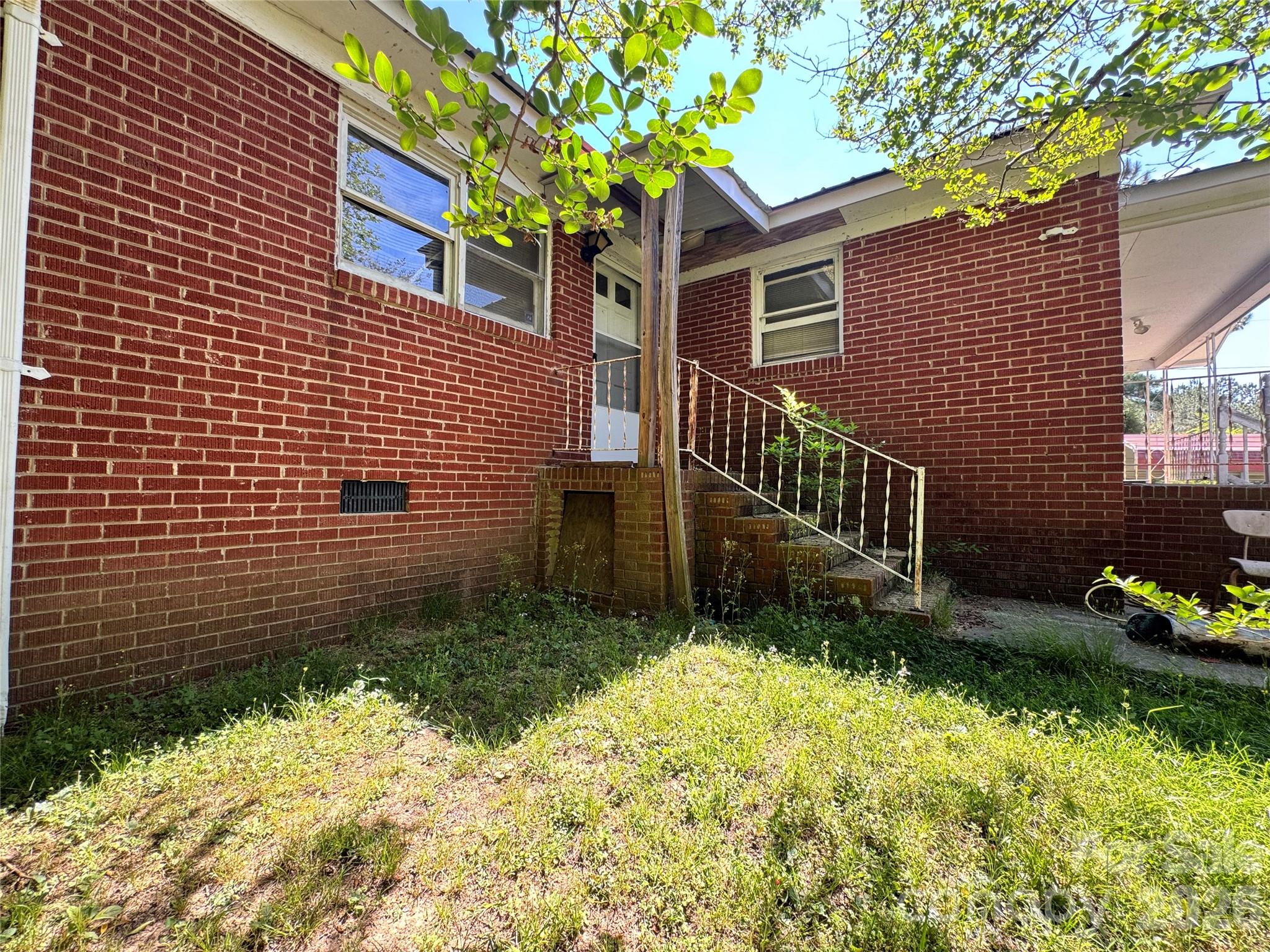 101 Ledbetter Road, Polkton, NC - photo 3 of 29