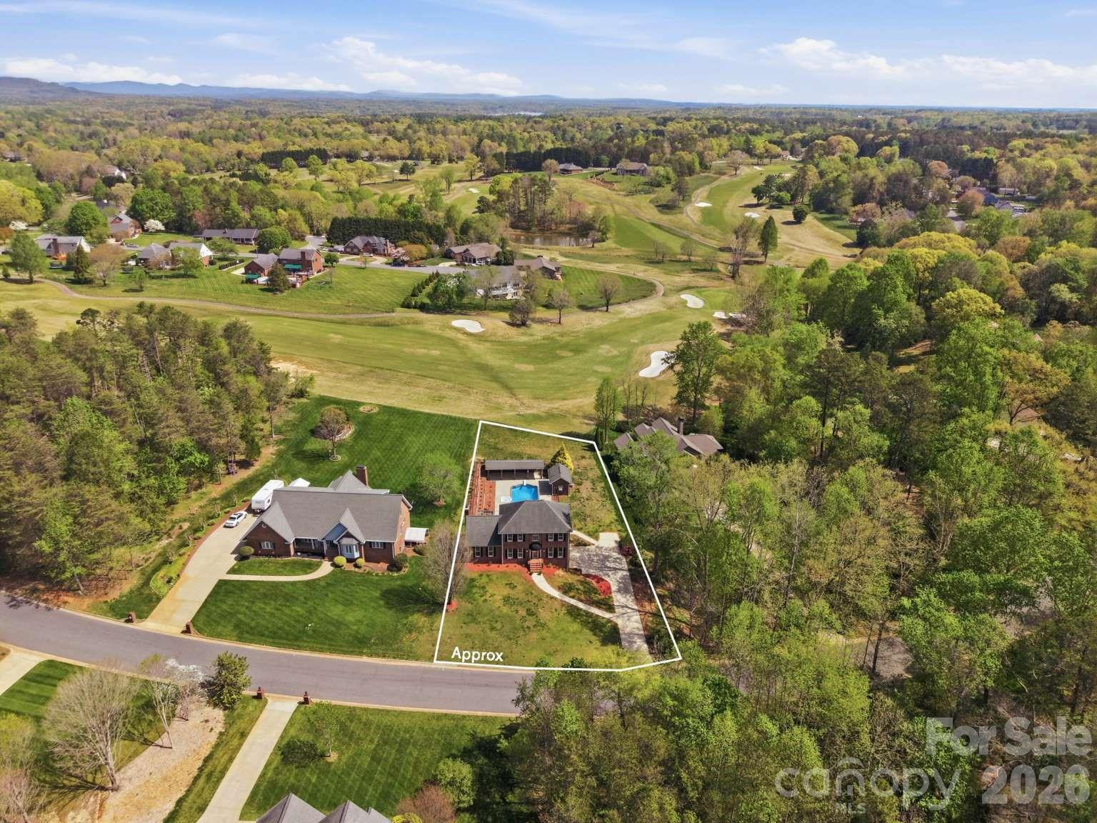 3811 Pinecrest Drive NE, Hickory, NC - photo 34 of 36