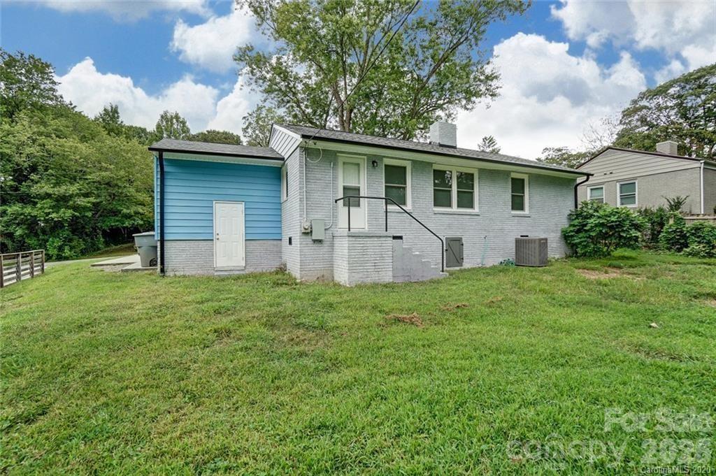 Photo 4 of 3443 Airlie Street, Charlotte, NC