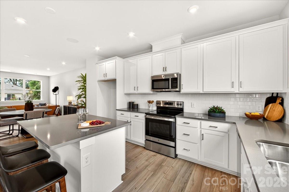 Photo 12 of 4032 Canvas Court, Charlotte, NC