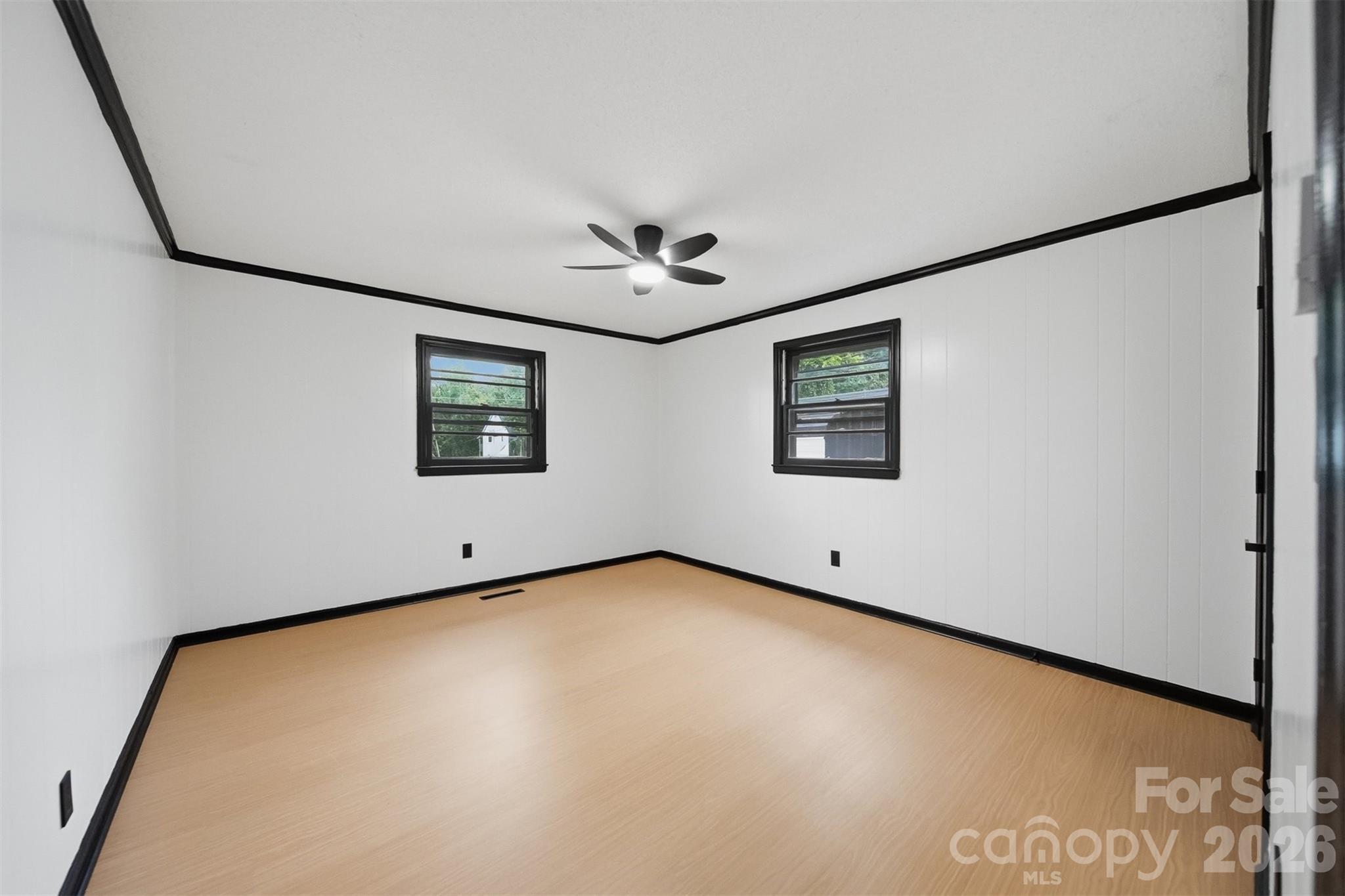 201 Cape Hickory Road, Hickory, NC - photo 8 of 17