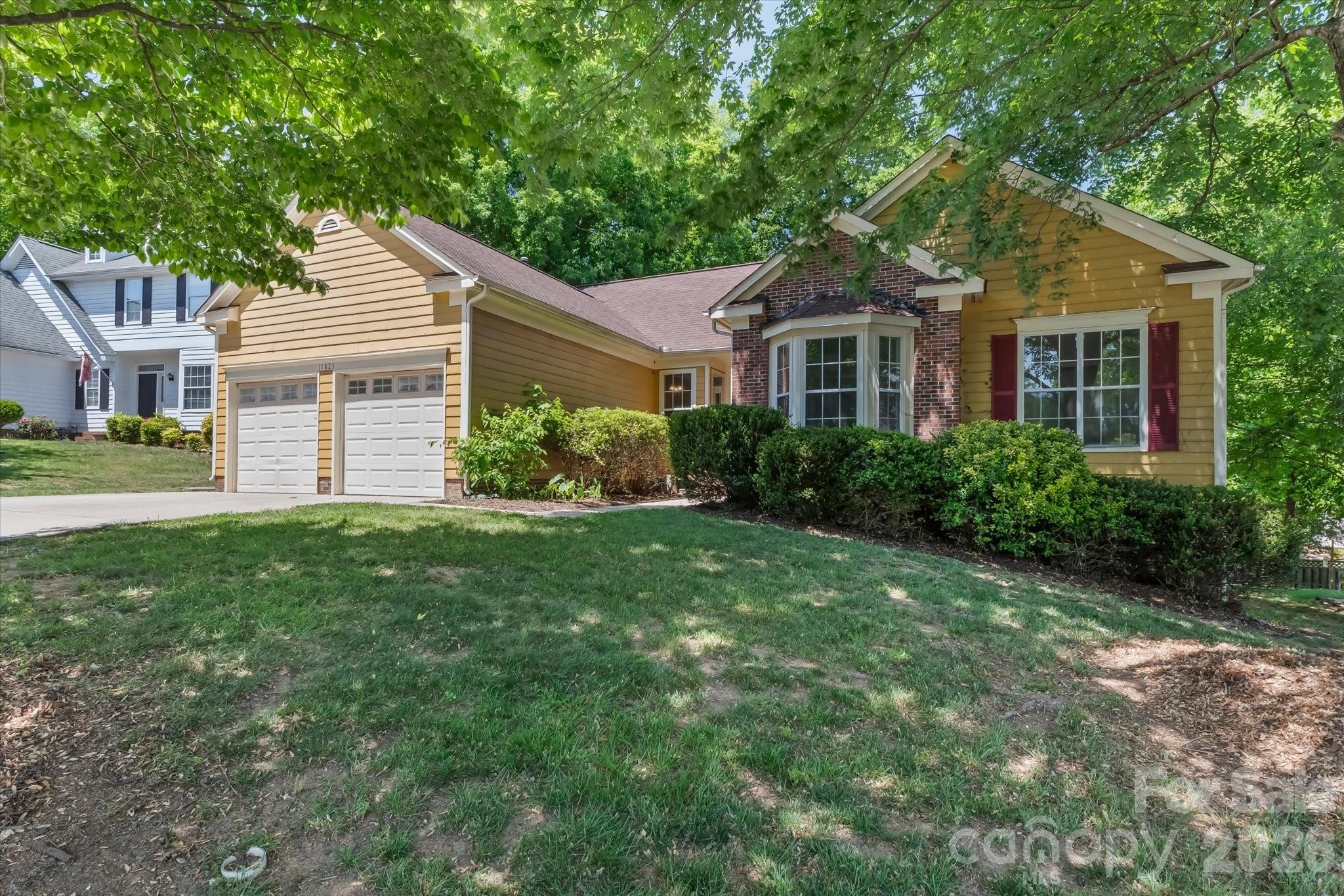 Photo 4 of 11823 Harris Ridge Drive, Charlotte, NC