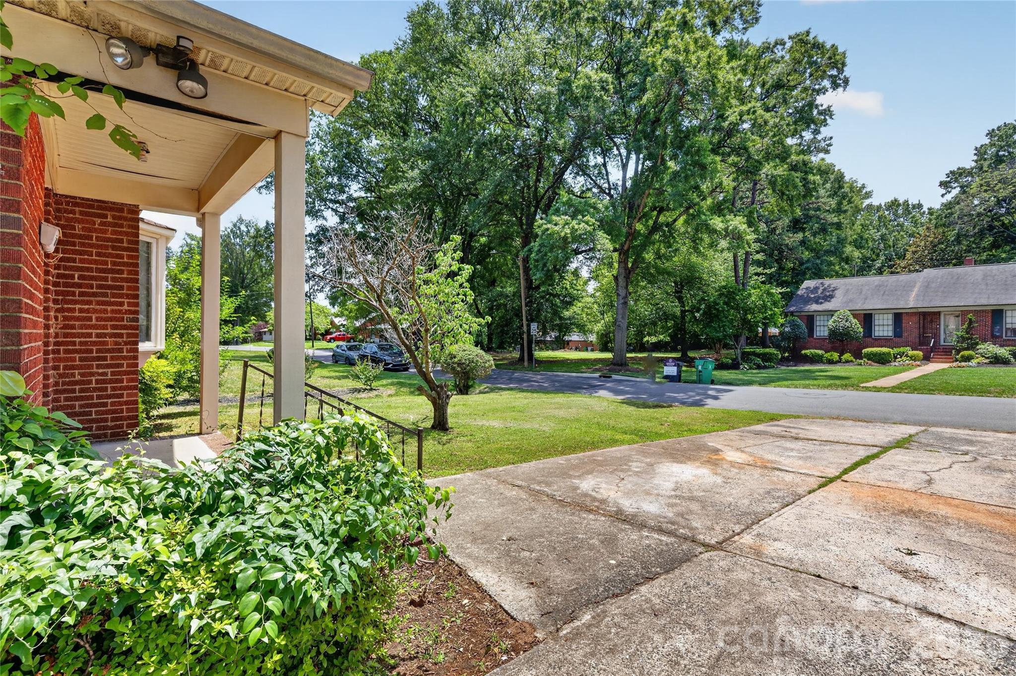 Photo 11 of 1632 Madison Avenue, Charlotte, NC