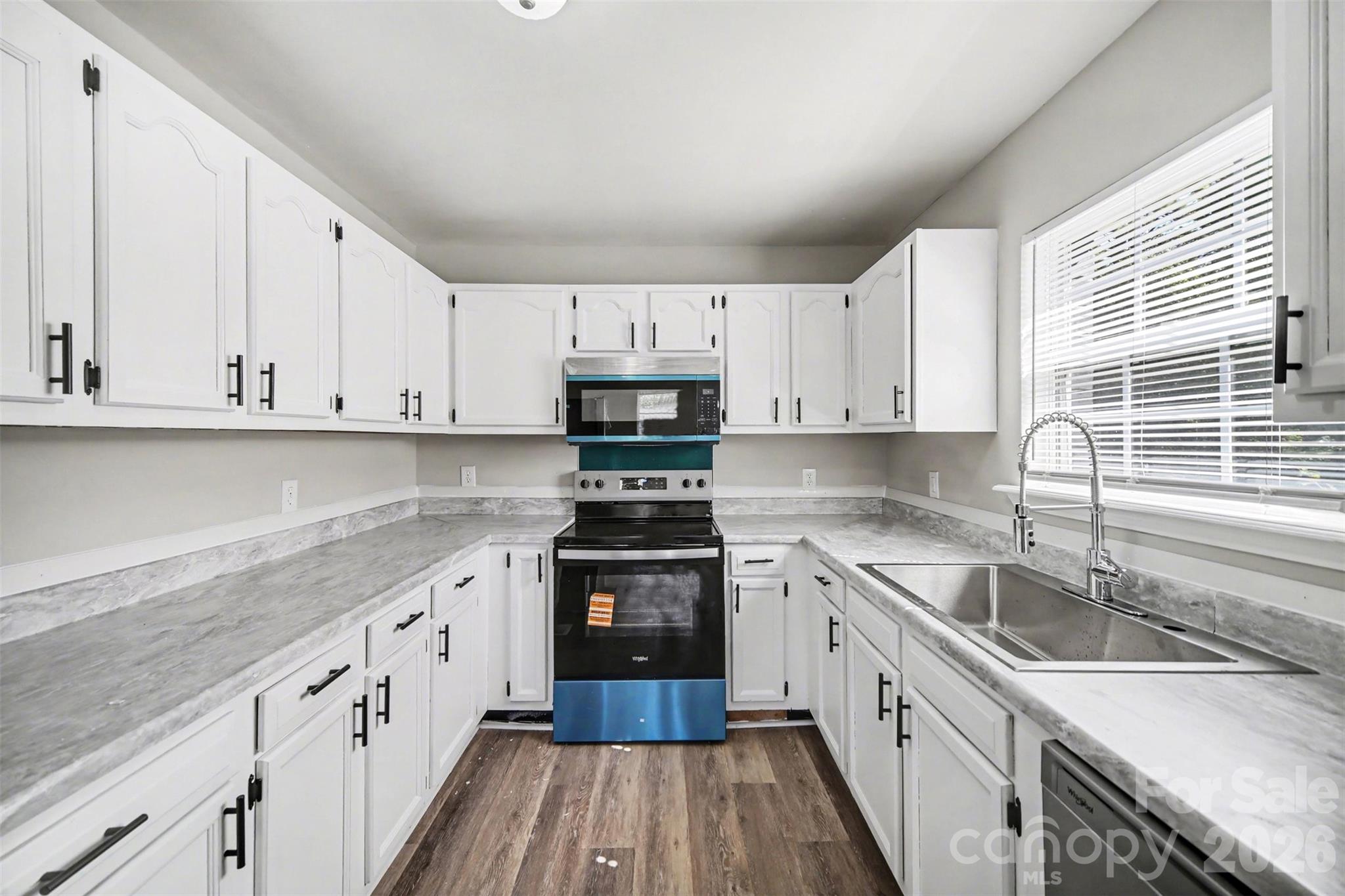Photo 4 of 2612 Dundeen Street8, Charlotte, NC