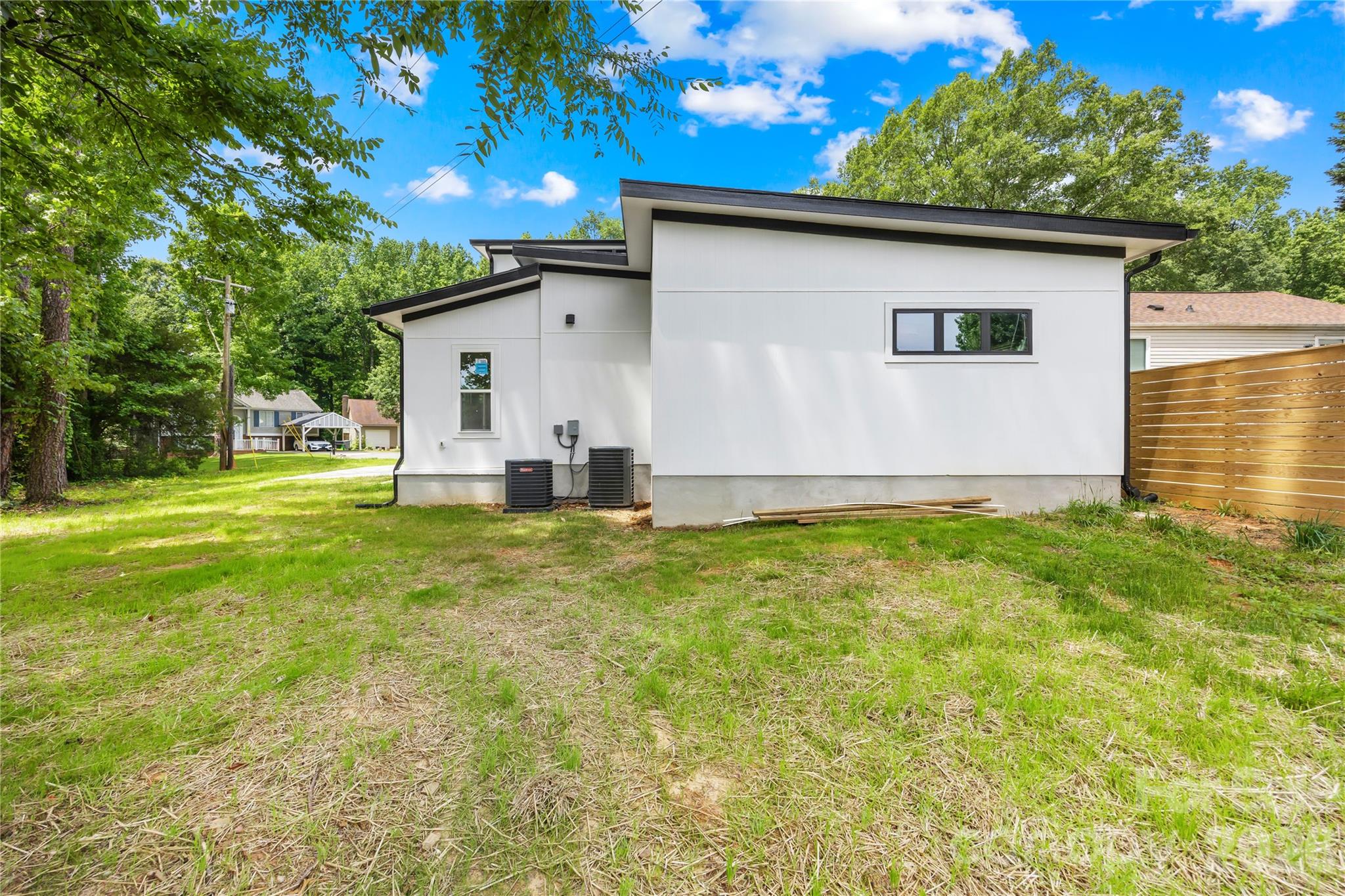 Photo 7 of 5113 Banfshire Road, Charlotte, NC