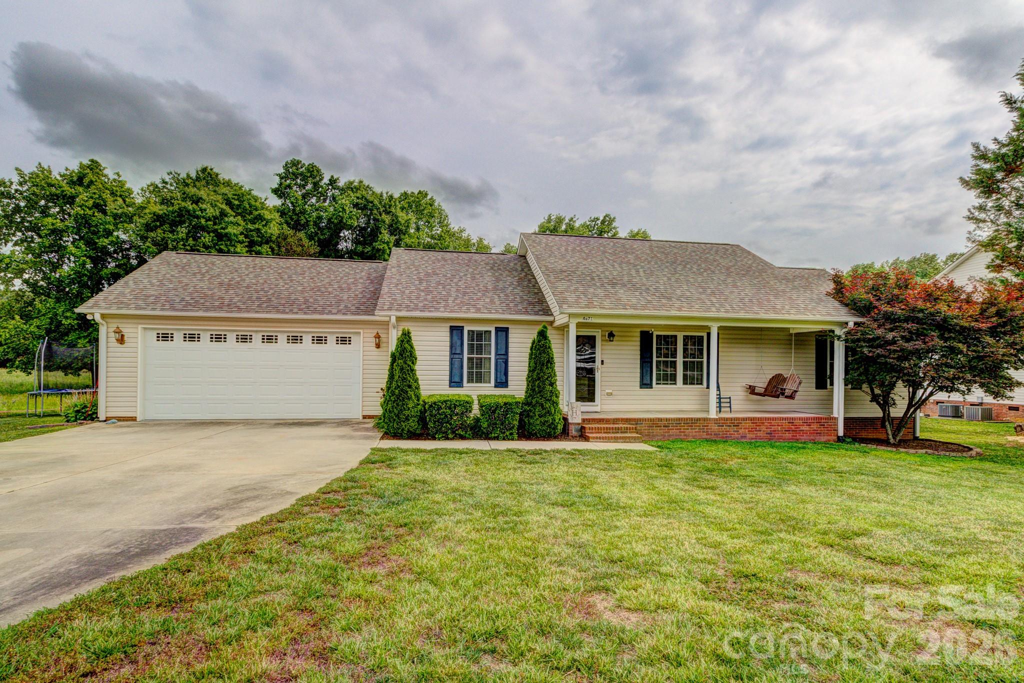 Photo 4 of 4671 Garys Place, Crouse, NC