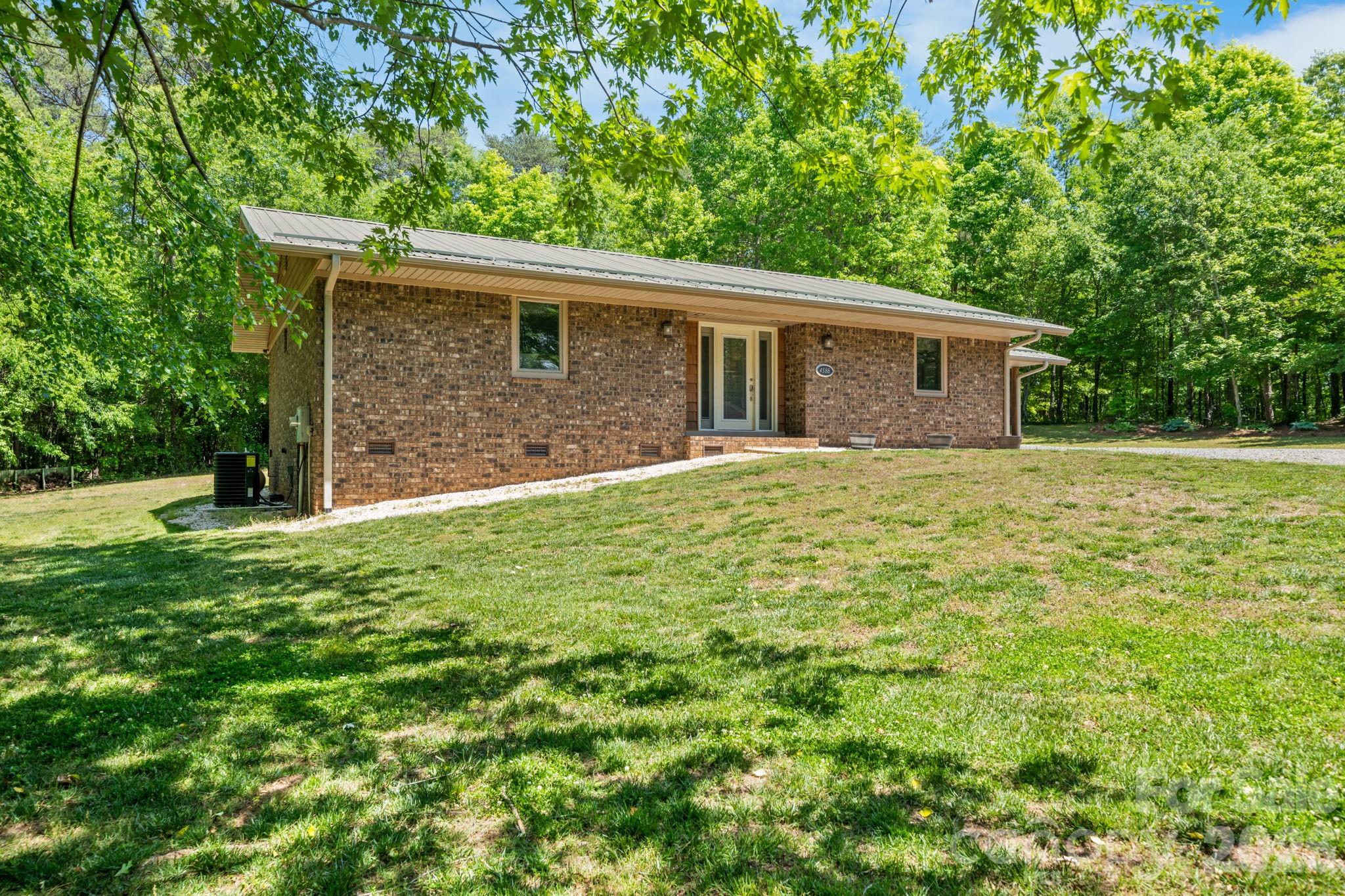Exterior of 4586 Charlotte Street, Conover, NC